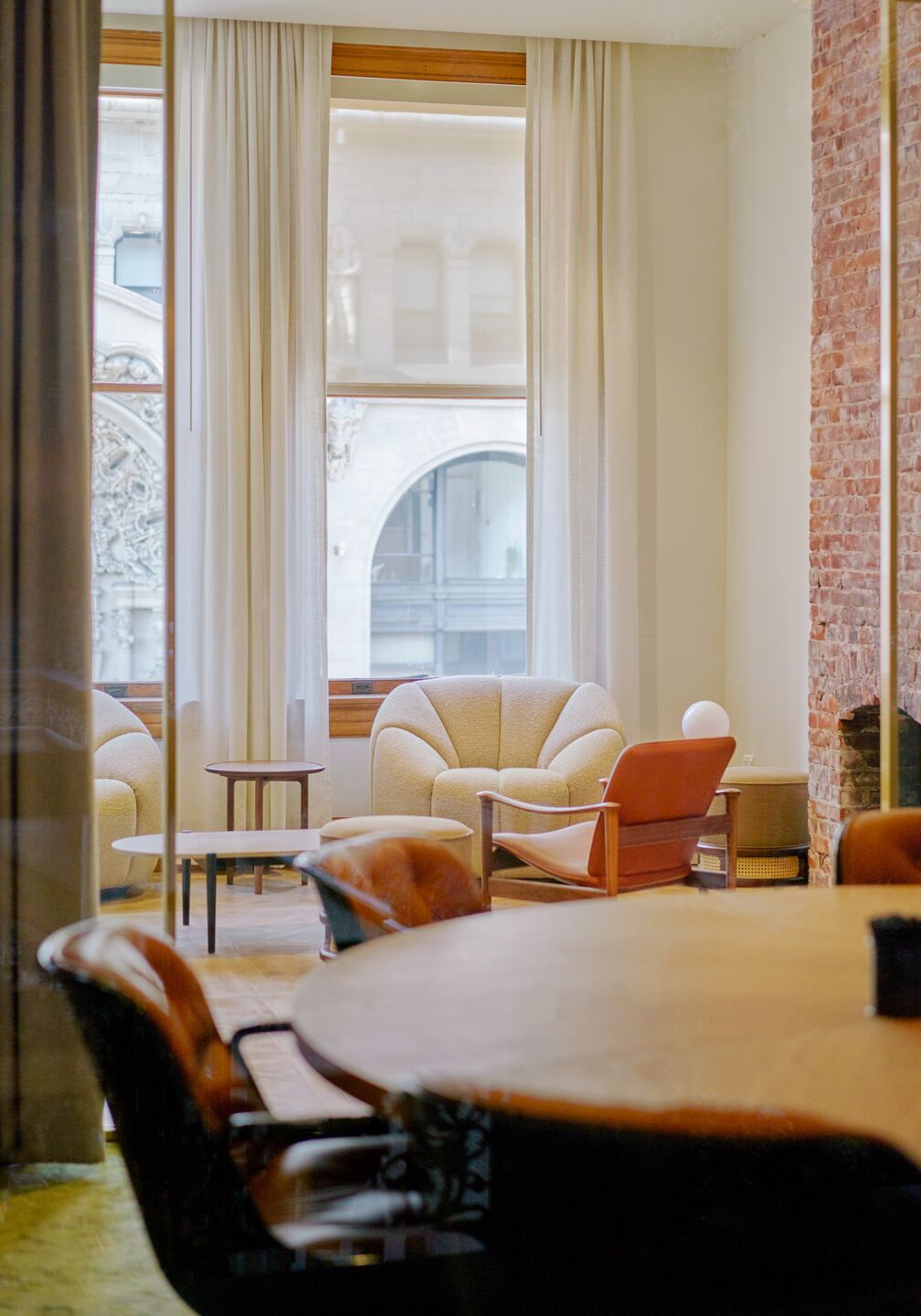 Gallery of NeueHouse Bradbury | DesignAgency | Media - 22