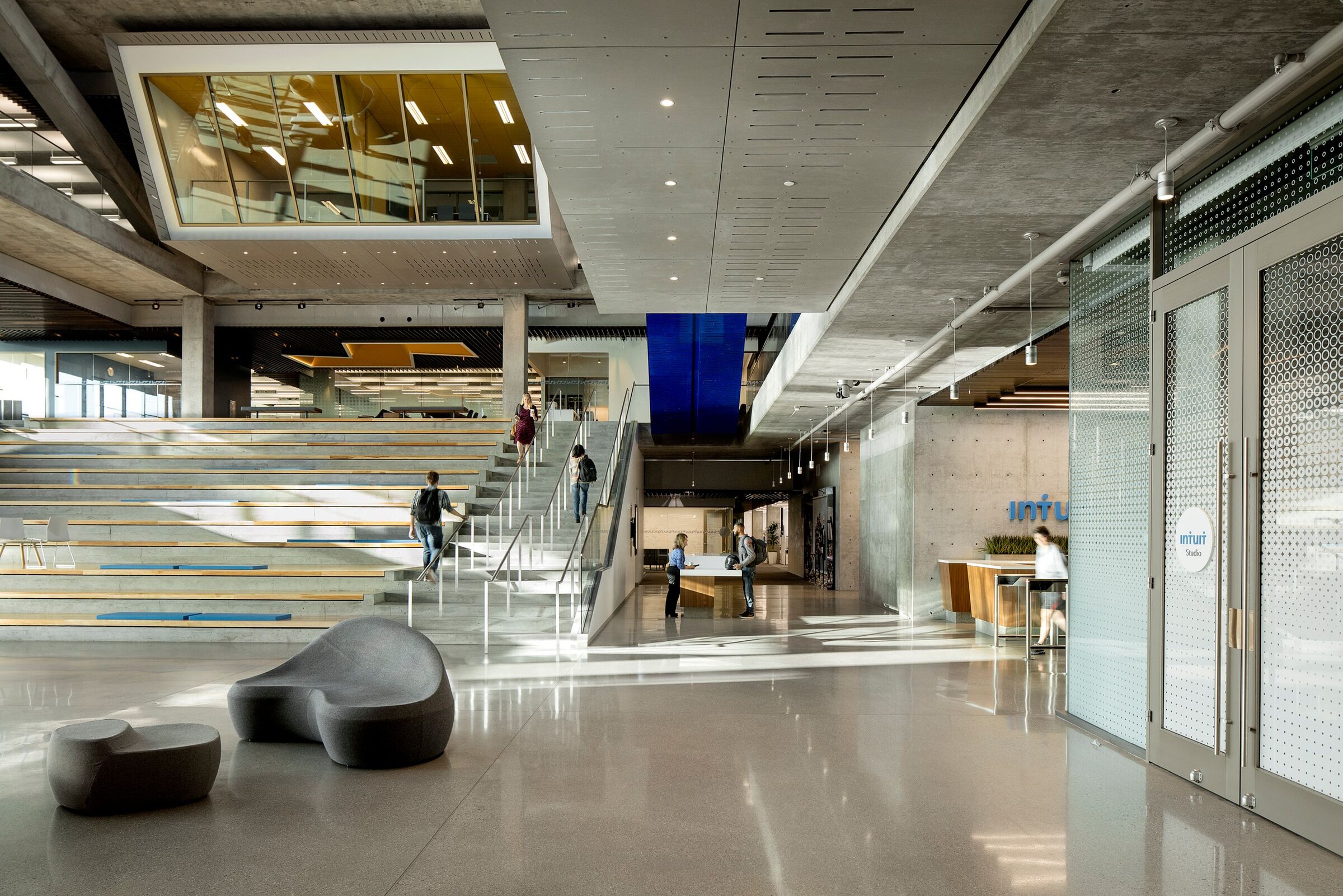 Gallery of Intuit Marine Way Building | Clive Wilkinson Architects ...