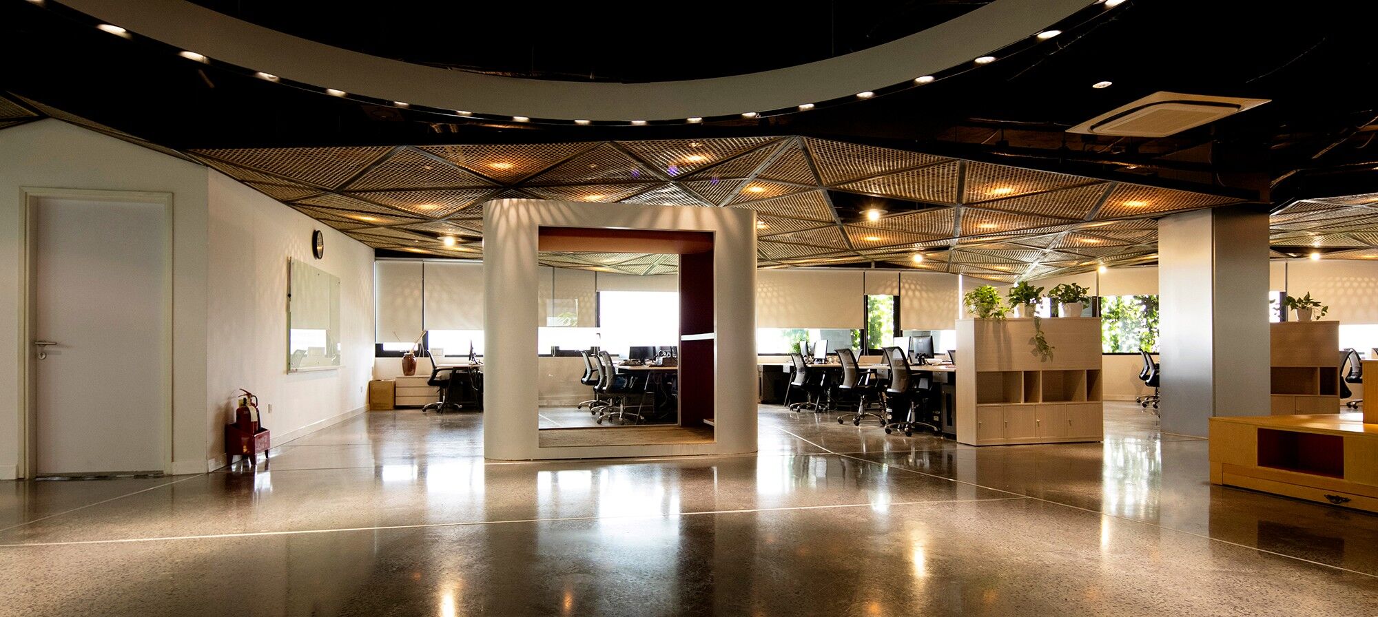 Featured working space of FPT Software | VUUV Architecture & Interior ...