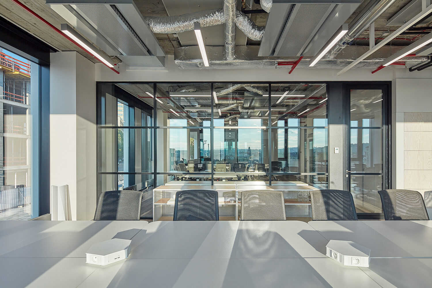 Gallery of Deloitte Prague office | Atelier Kunc Architects | Media - 10