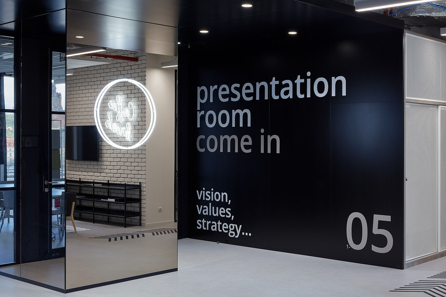 Gallery of Deloitte Prague office | Atelier Kunc Architects | Media - 11