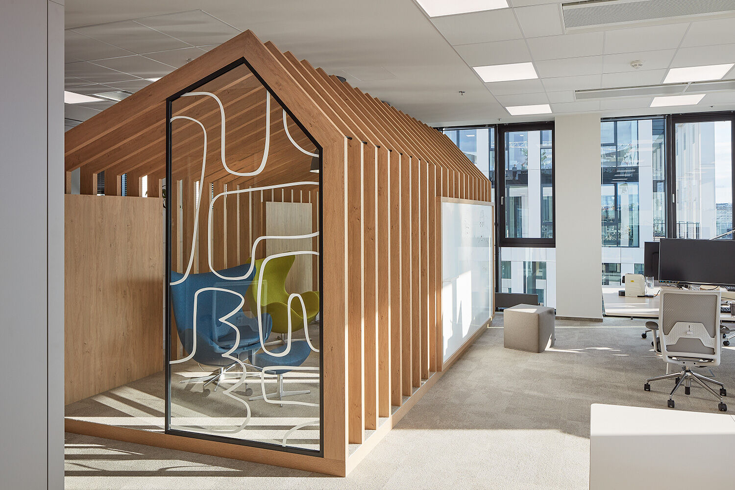 Gallery of Deloitte Prague office | Atelier Kunc Architects | Media - 19