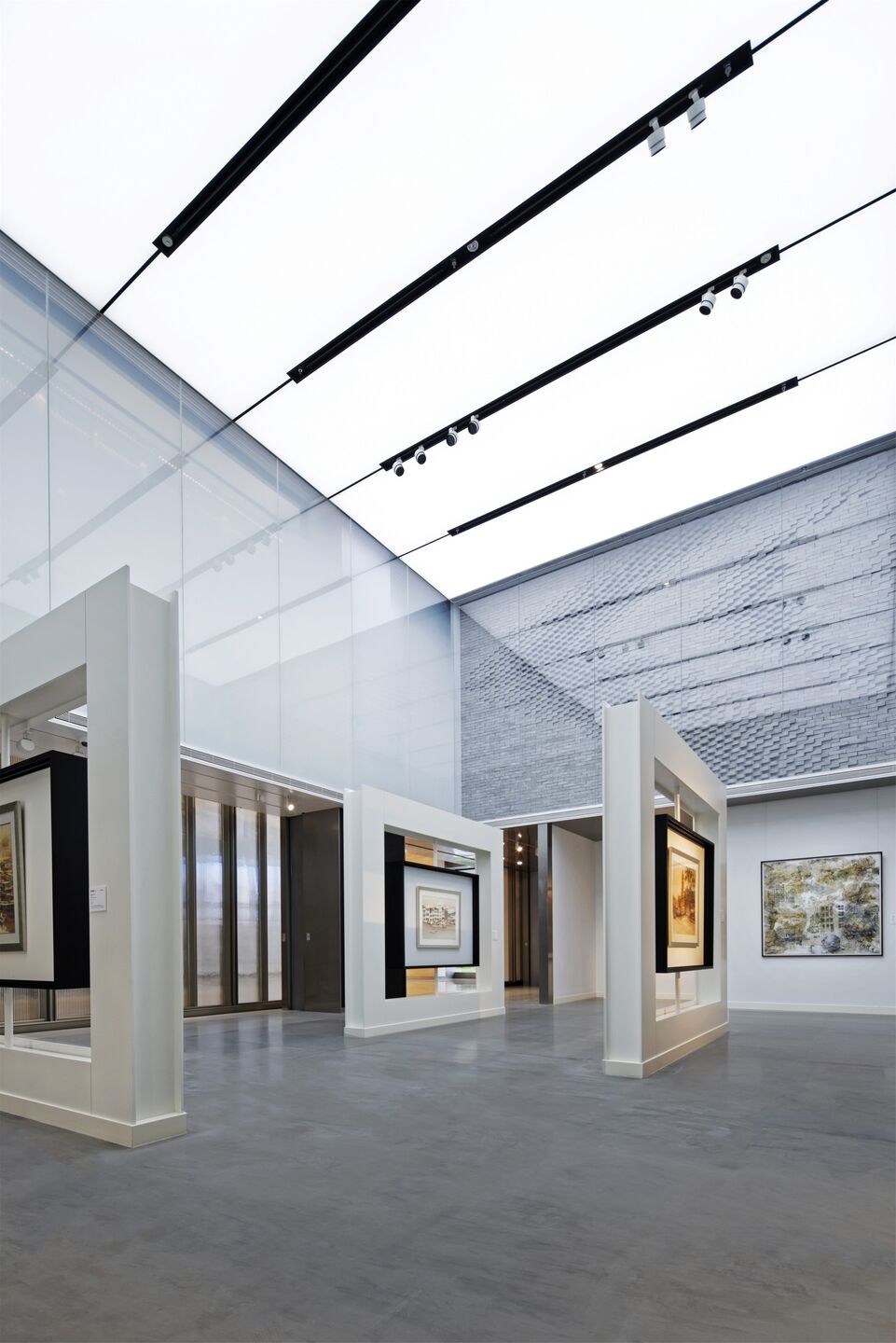 Gallery of UOB Art Gallery | BNJN Design | Media - 10