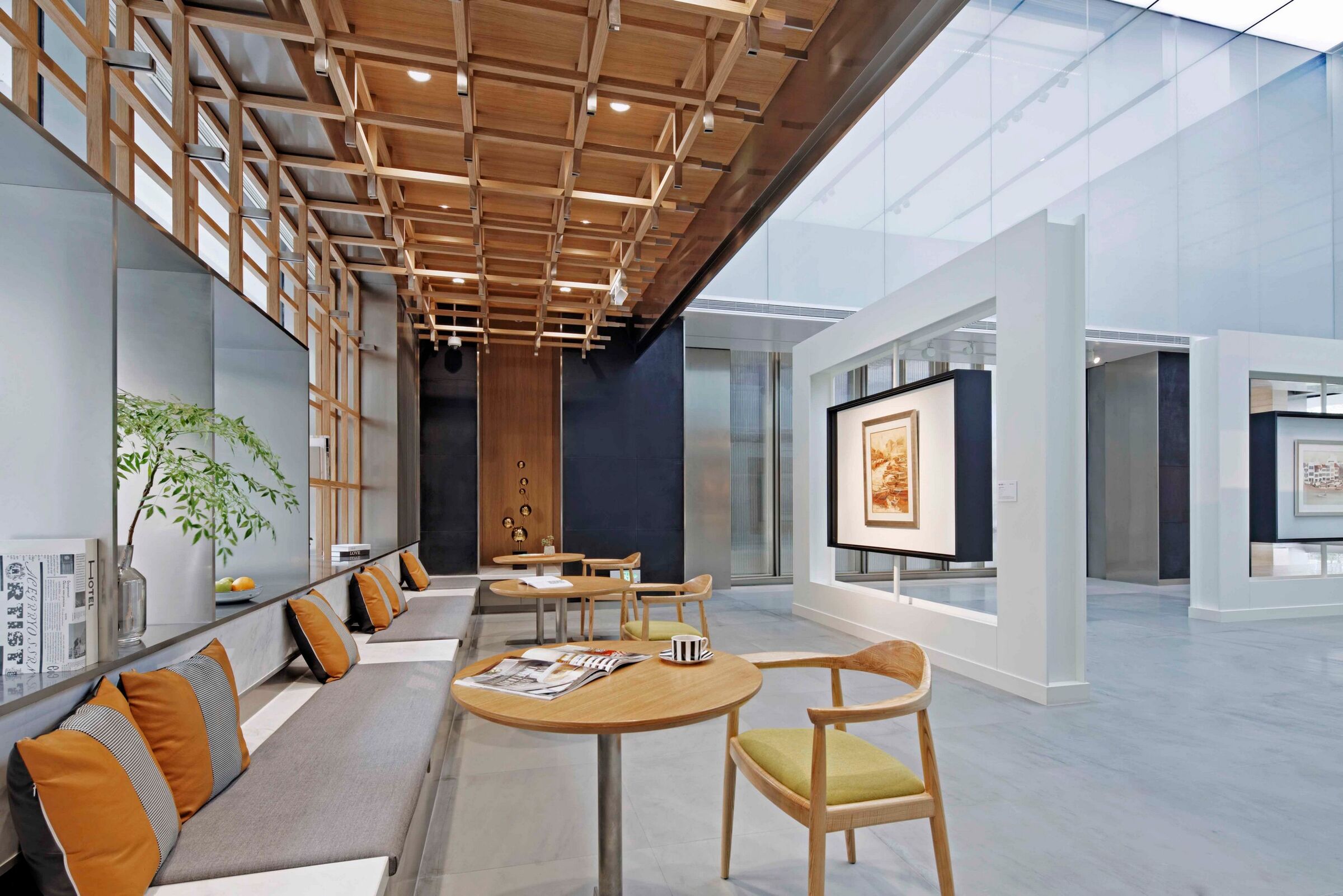 Gallery of UOB Art Gallery | BNJN Design | Media - 8