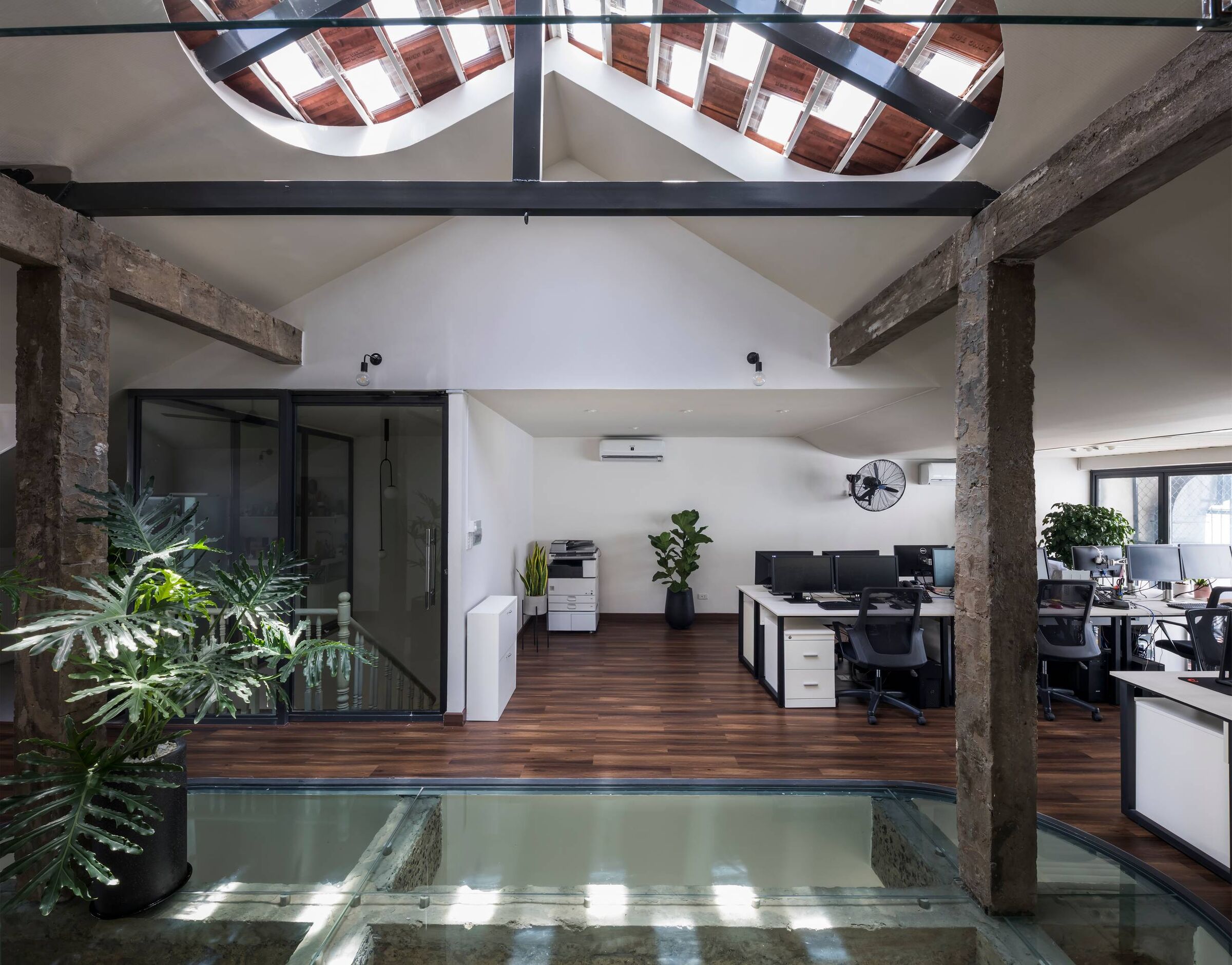 7/1 NTMK | ShapeUs studio | Archello