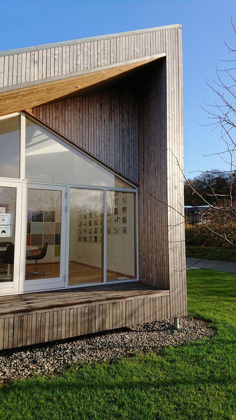 Gallery of The Biological House | Een Til Een | Media - 16