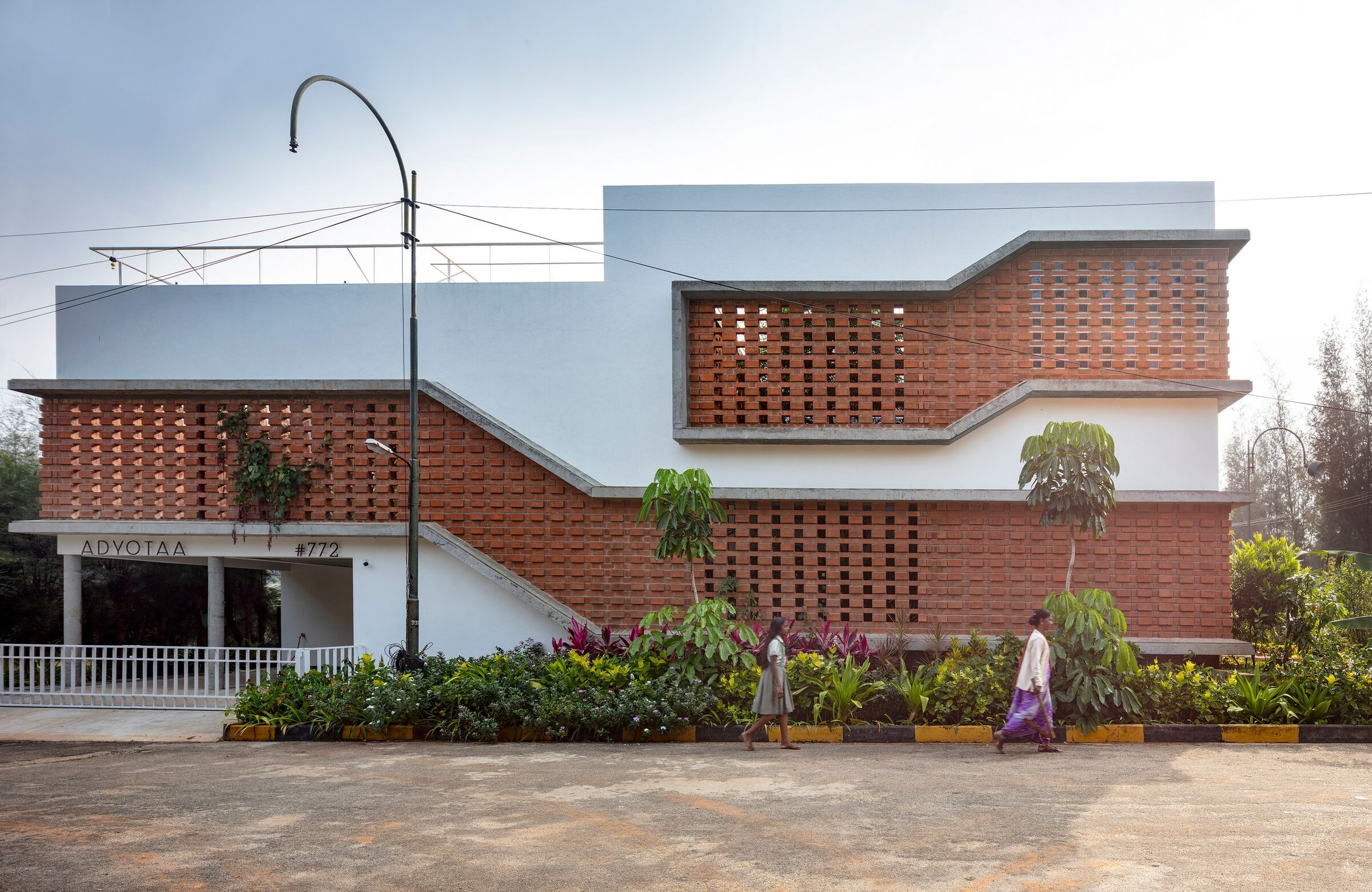 Inside Out House | Gaurav Roy Choudhury Architects | Archello