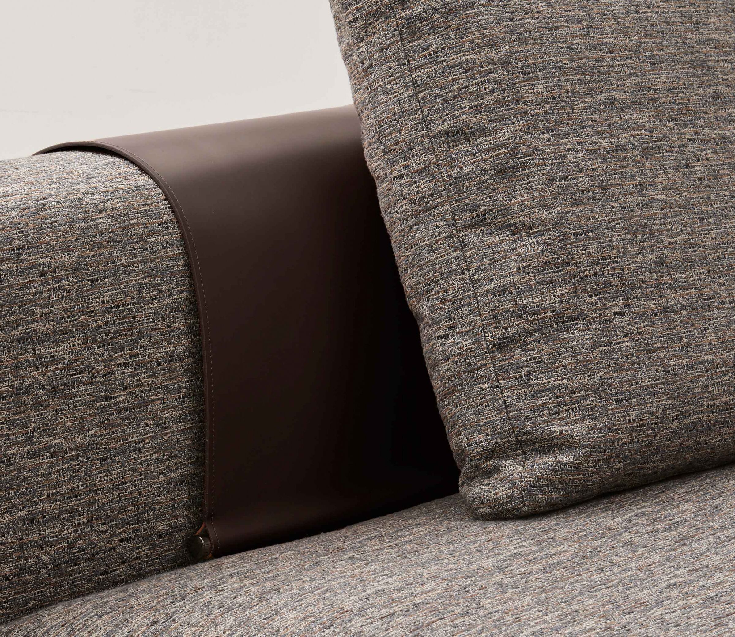 Magazinen accessory by Papadatos SA | Archello