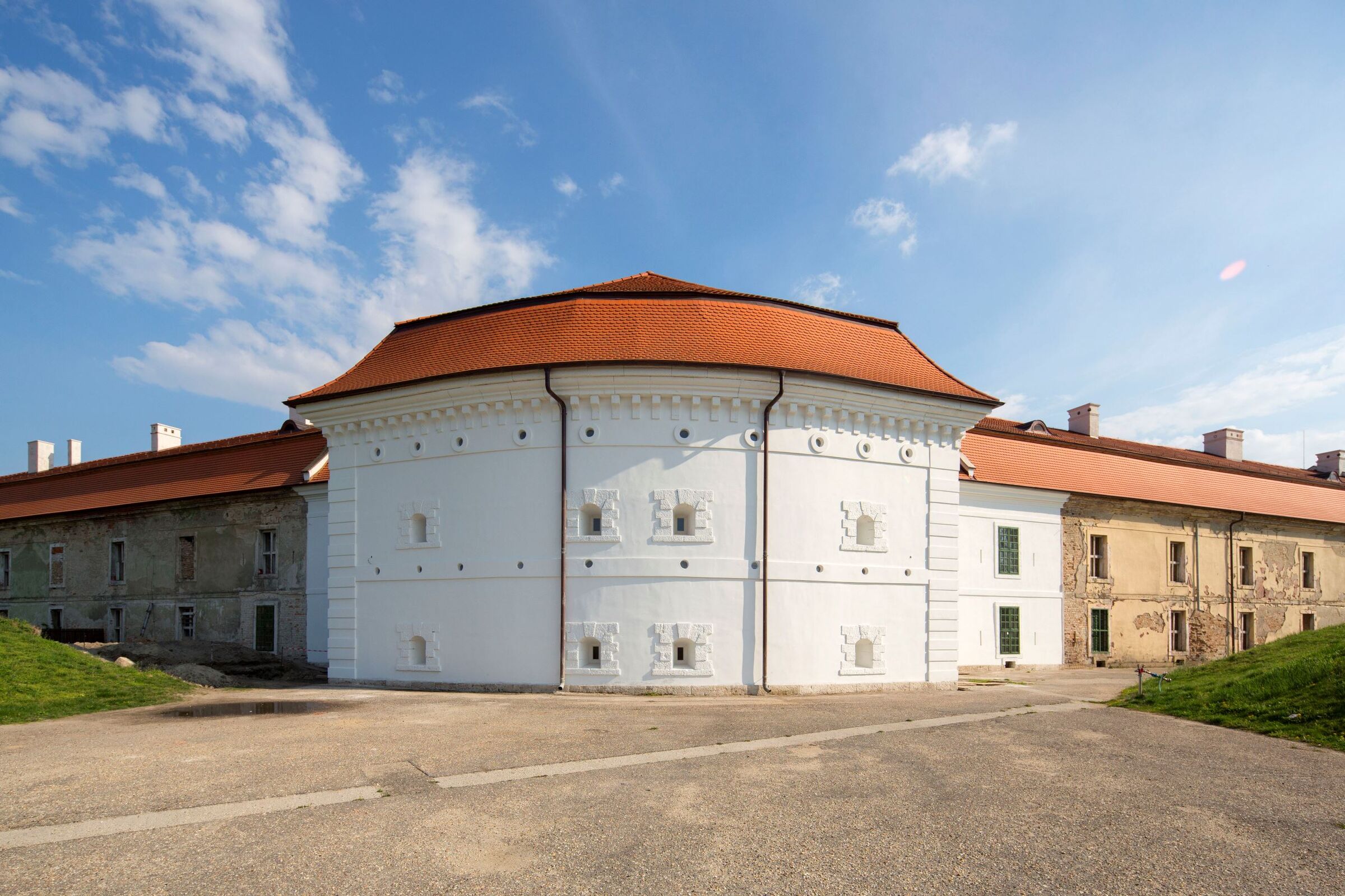 Reconstruction of Fortress | BAUMIT | Archello