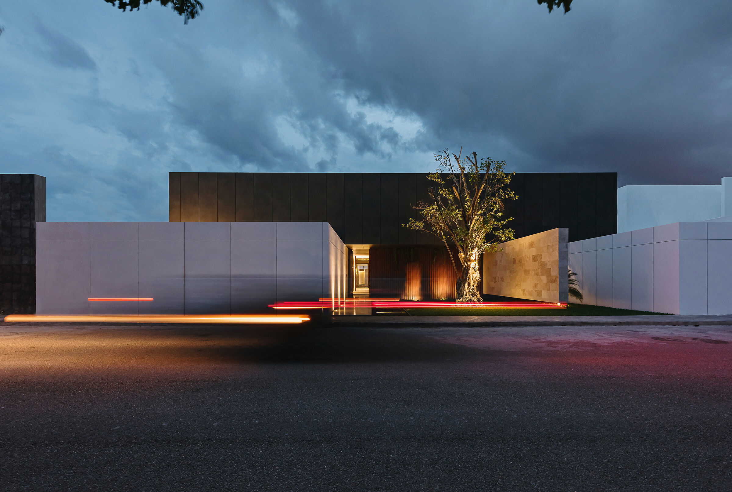 TMZN | Arkham Projects | Archello