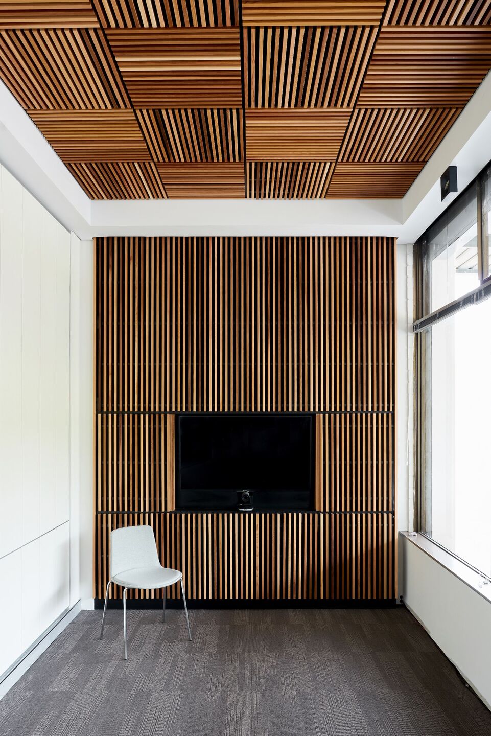 ECOUSTIC® TIMBER BLADE PANELS by Unika Vaev | Archello