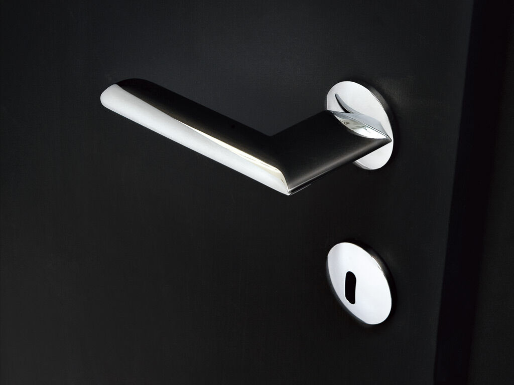 Alexandra Door Handle by Bellevue Architectural | Archello