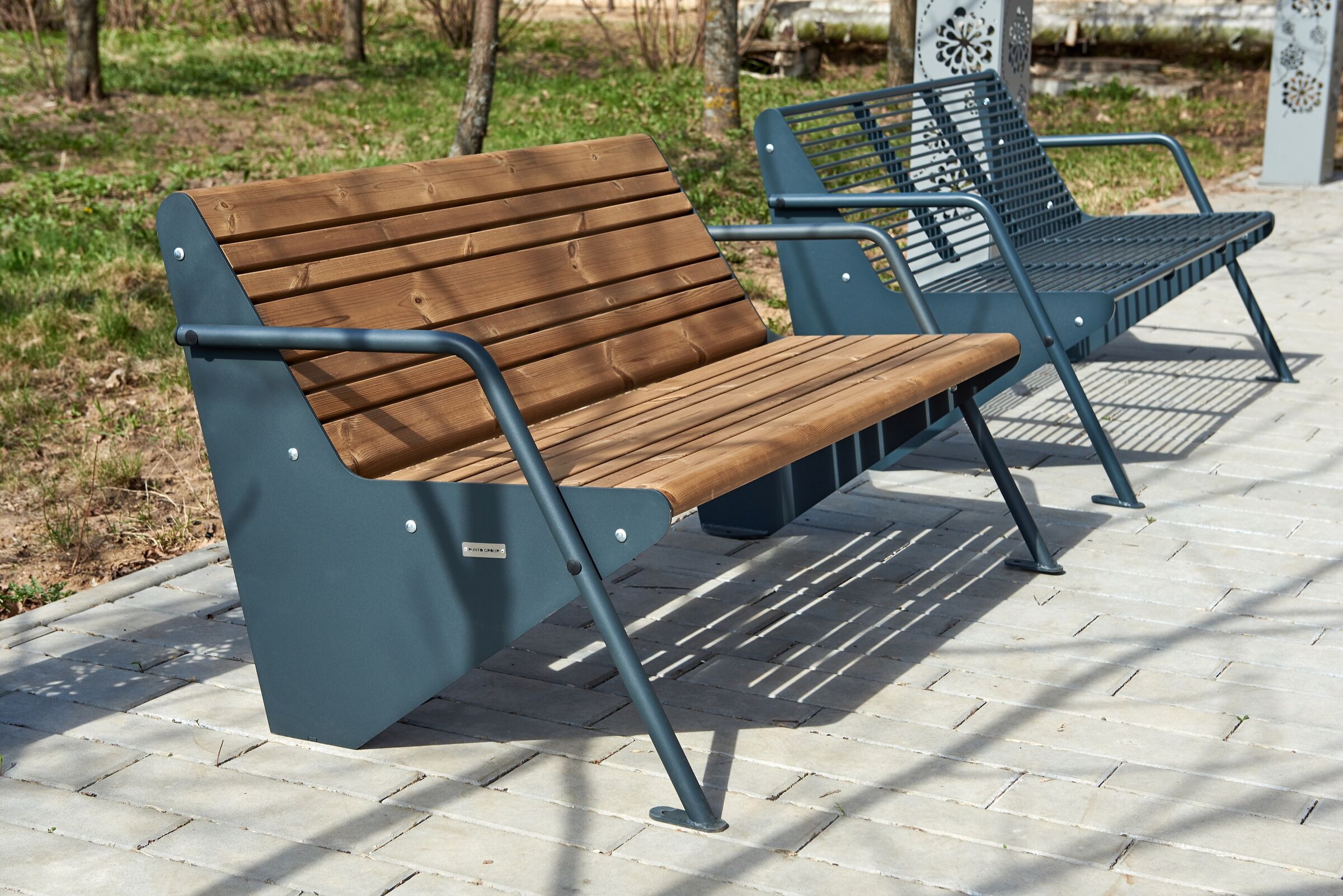 Bench «Boomerang» por Punto Design | Archello