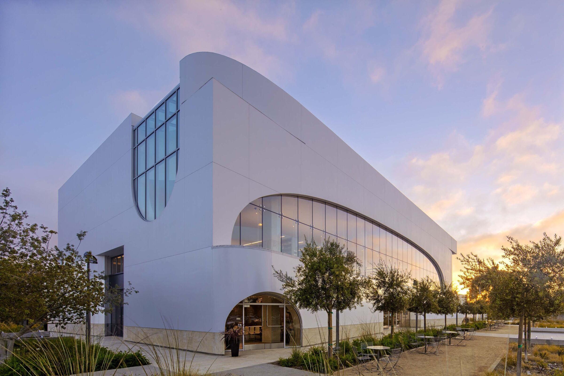 Donald Dungan Library pays homage to California’s physical and cultural ...
