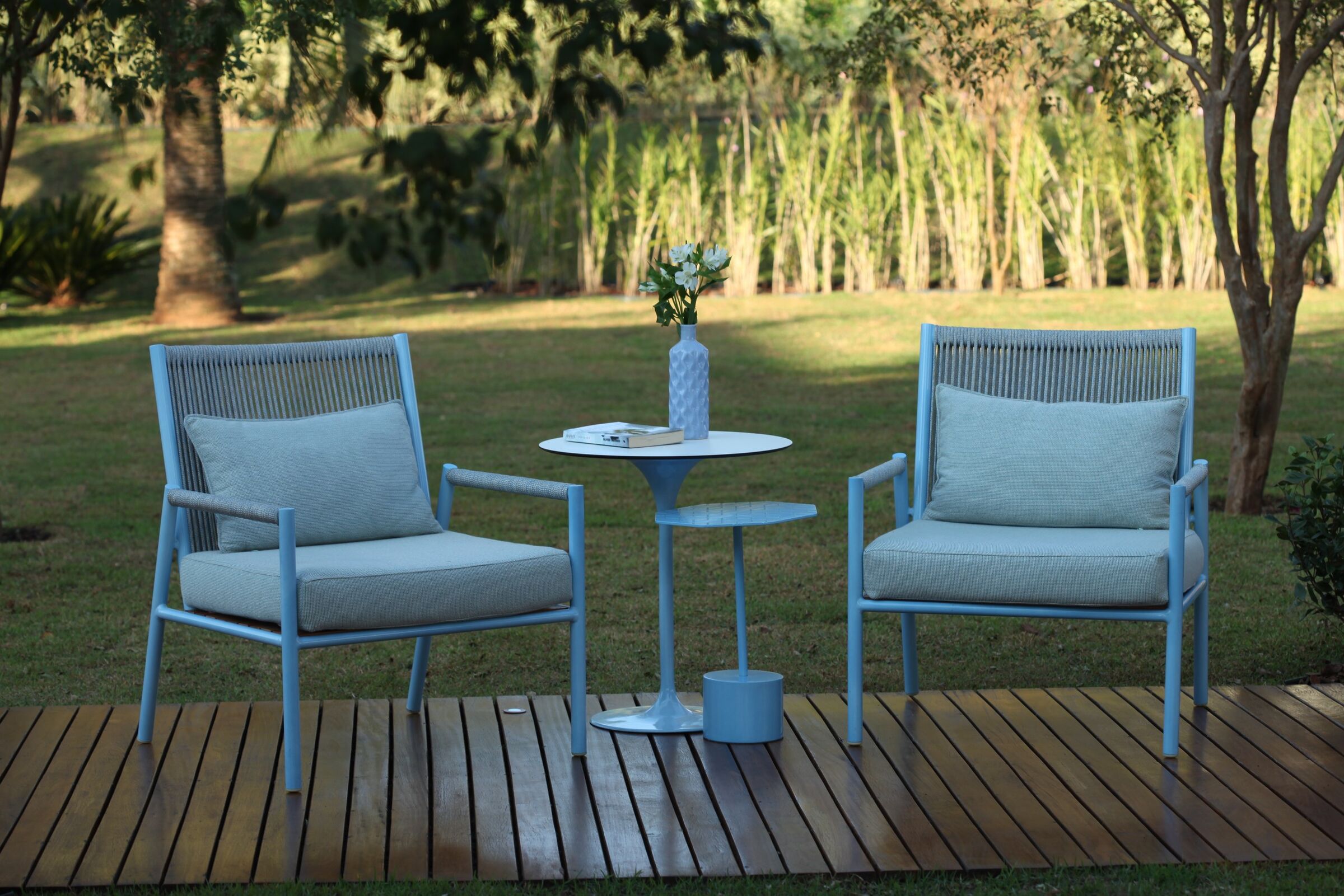 Bora Bora Lounge Chair by Tidelli | Archello