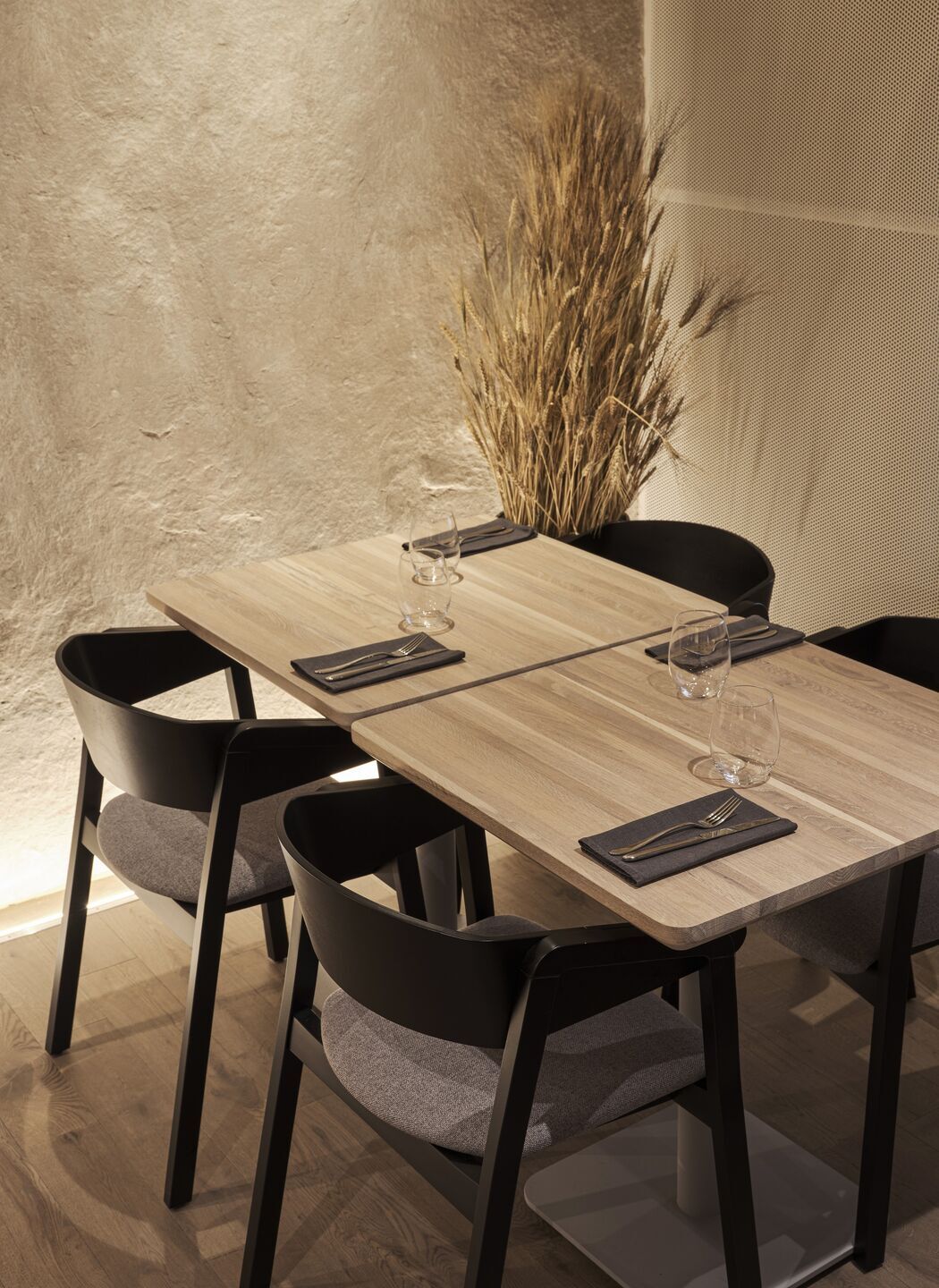 Gallery of BUTCHER House Restaurant | MODGI design studio | Media - 16