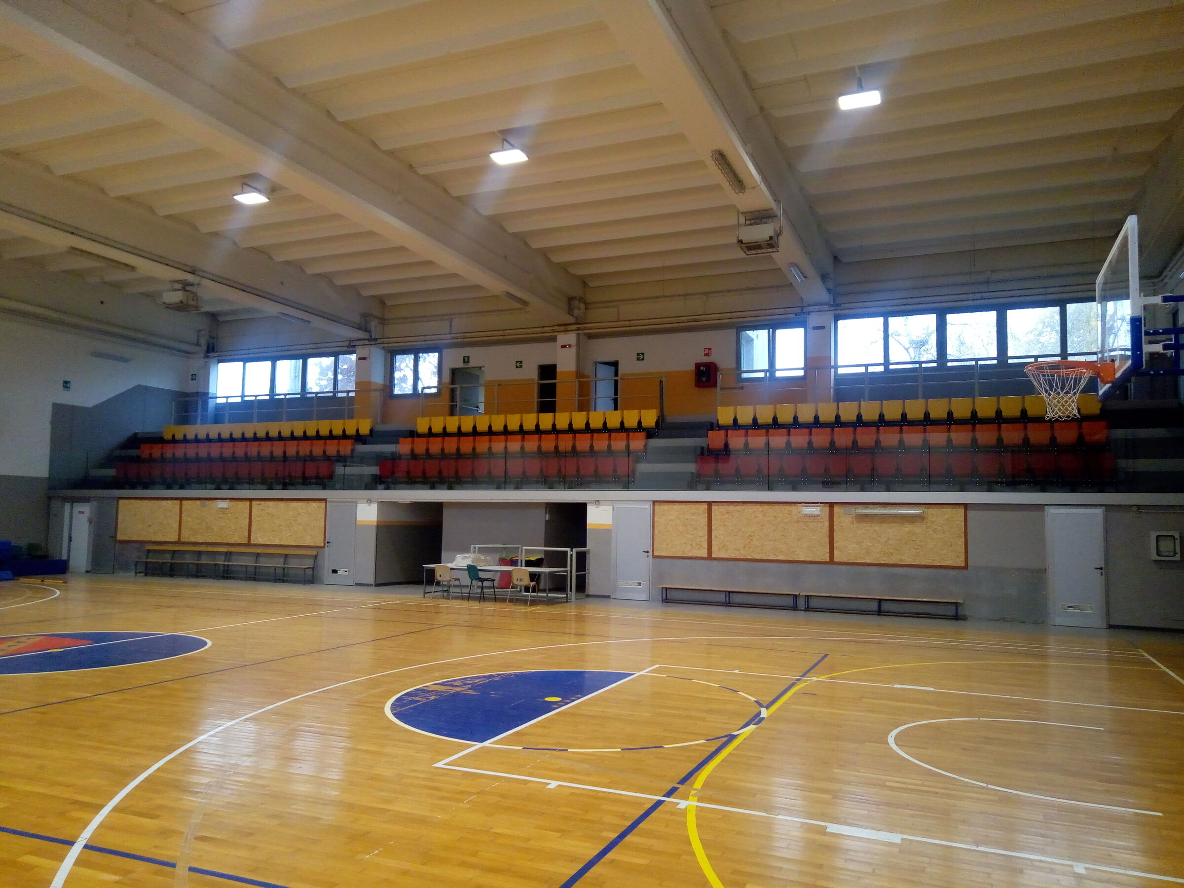 School gym renovation | VITTORIO & ASSOCIATI Studio di Architettura ...