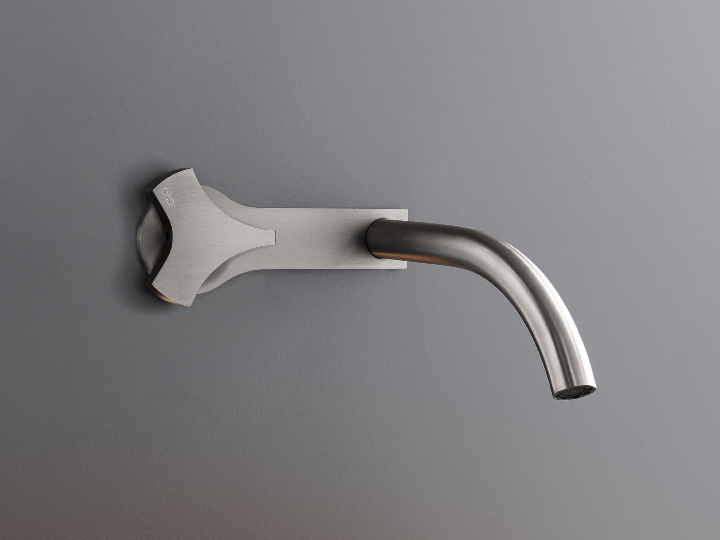 ZIQ27 - Wall mounted progressive mixer with spout L. 170 mm por ...