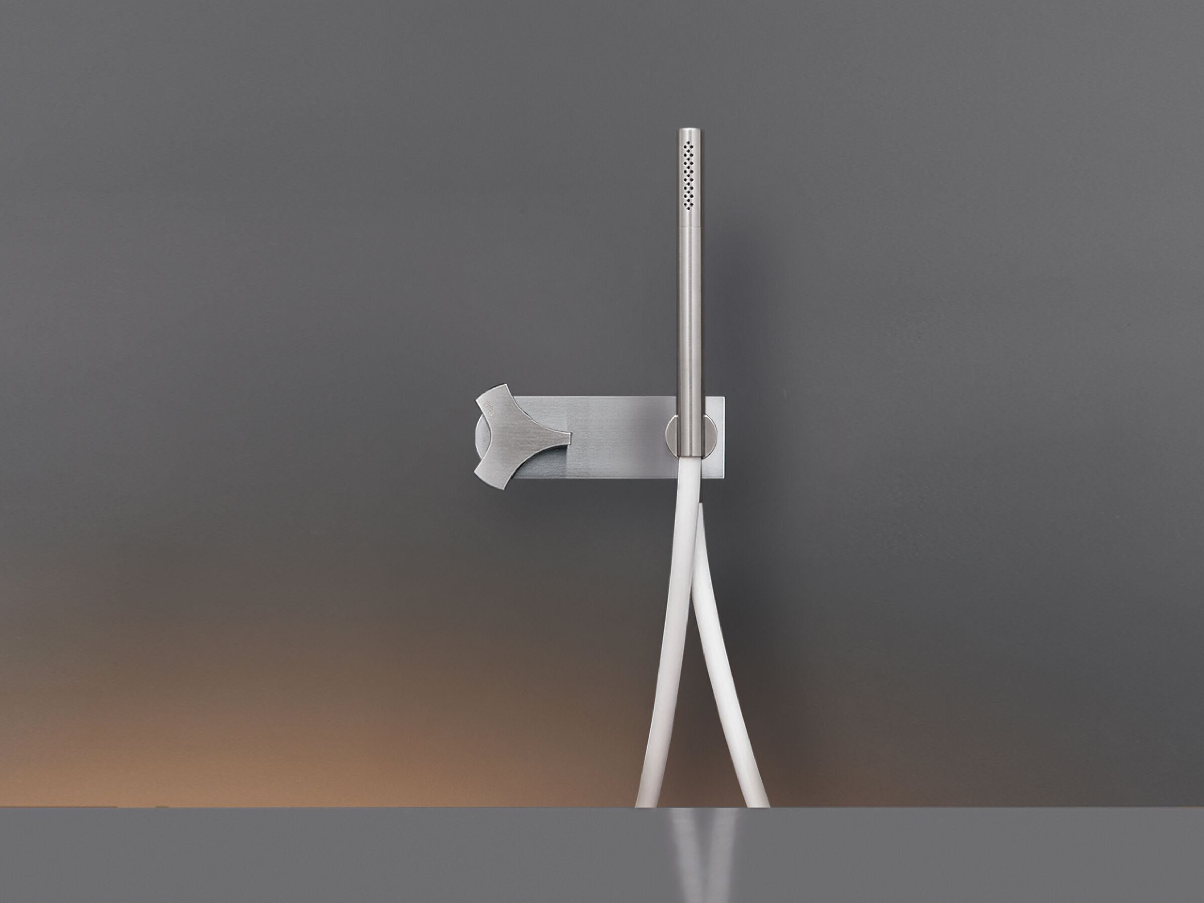 ZIQ42 - Wall mounted progressive mixer set for bathtub/shower with ...