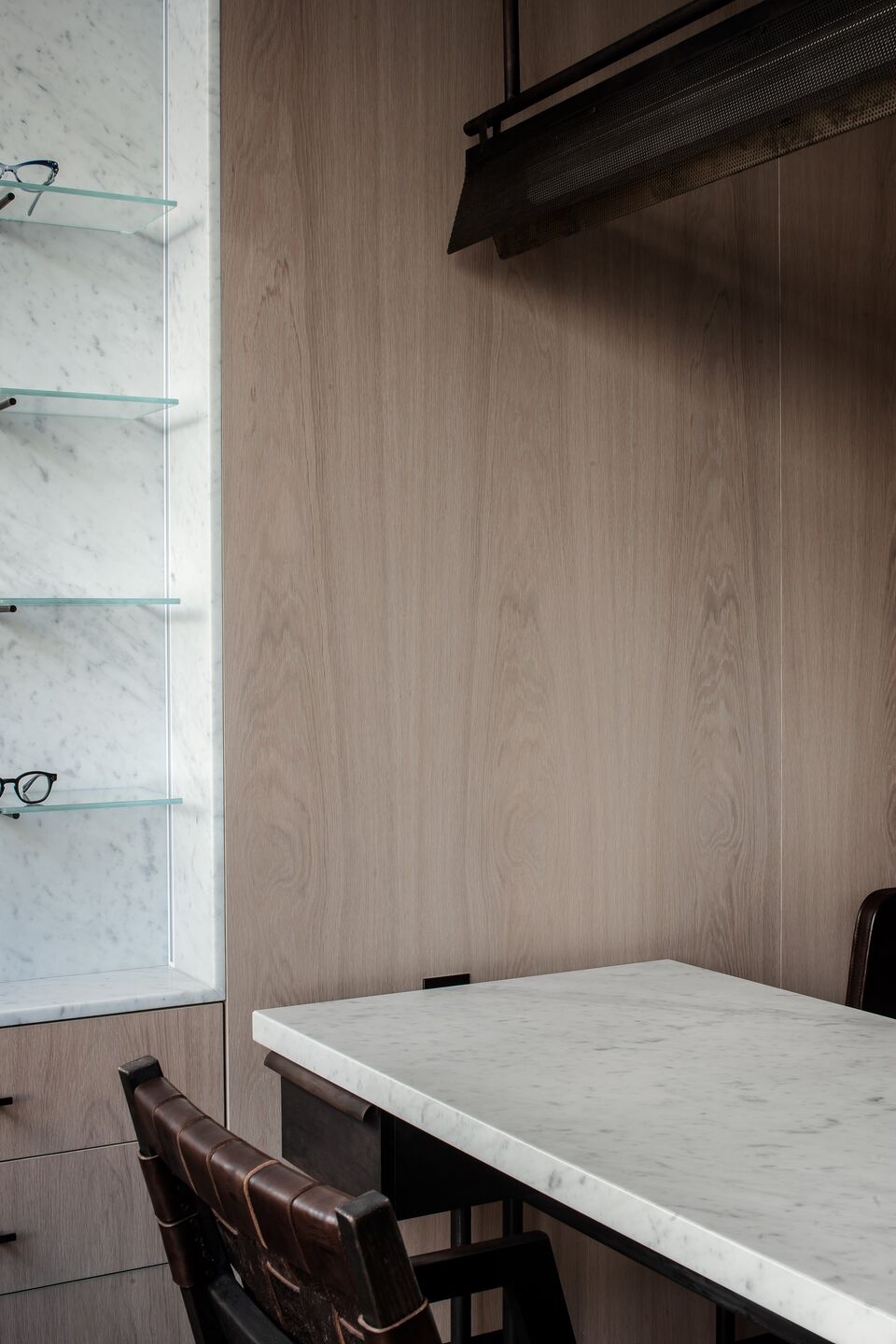 Gallery of Lionel Sonkes Optical Shop | Nicolas Schuybroek architects ...