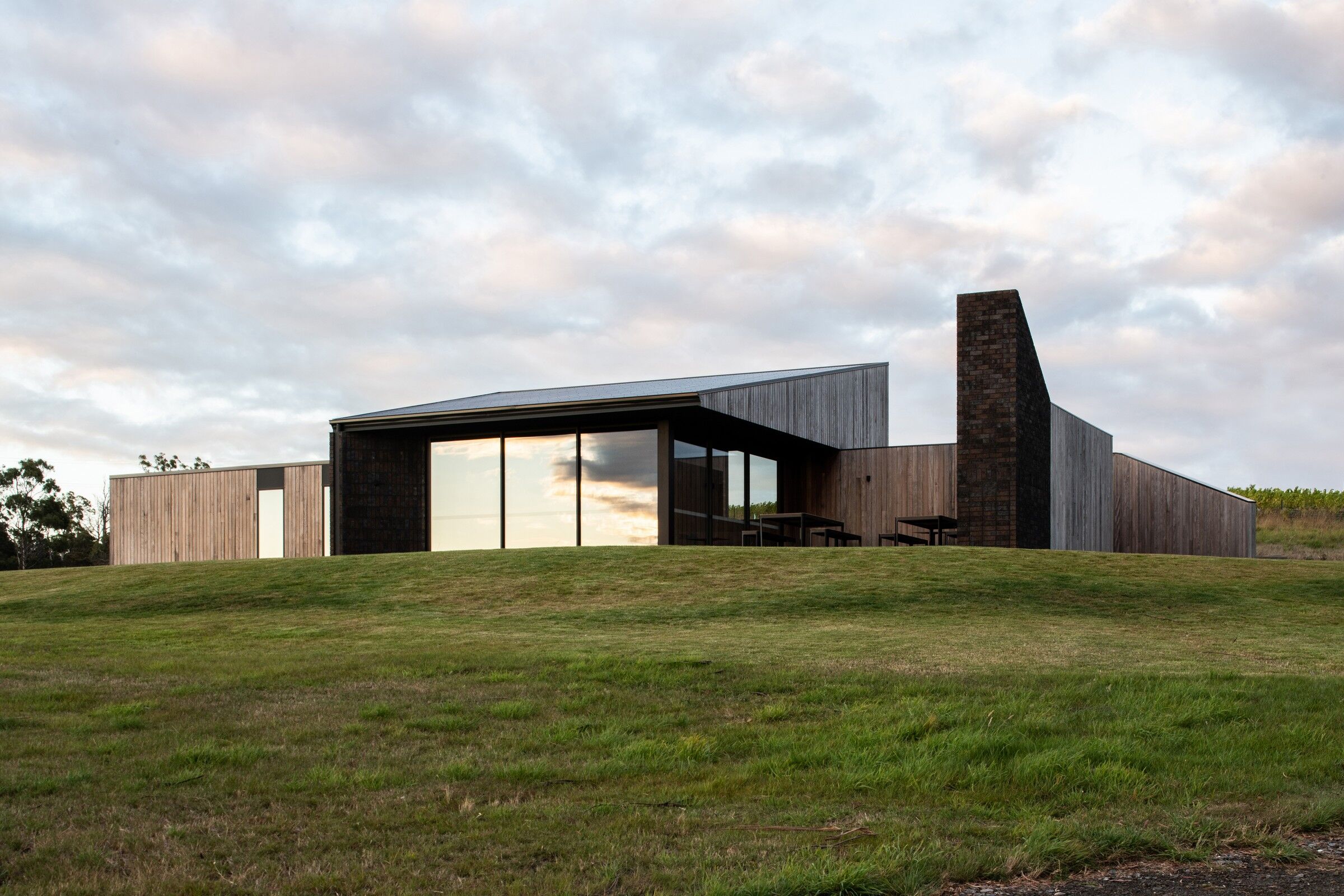 Stoney Rise Cellar Door | Cumulus Studio | Archello
