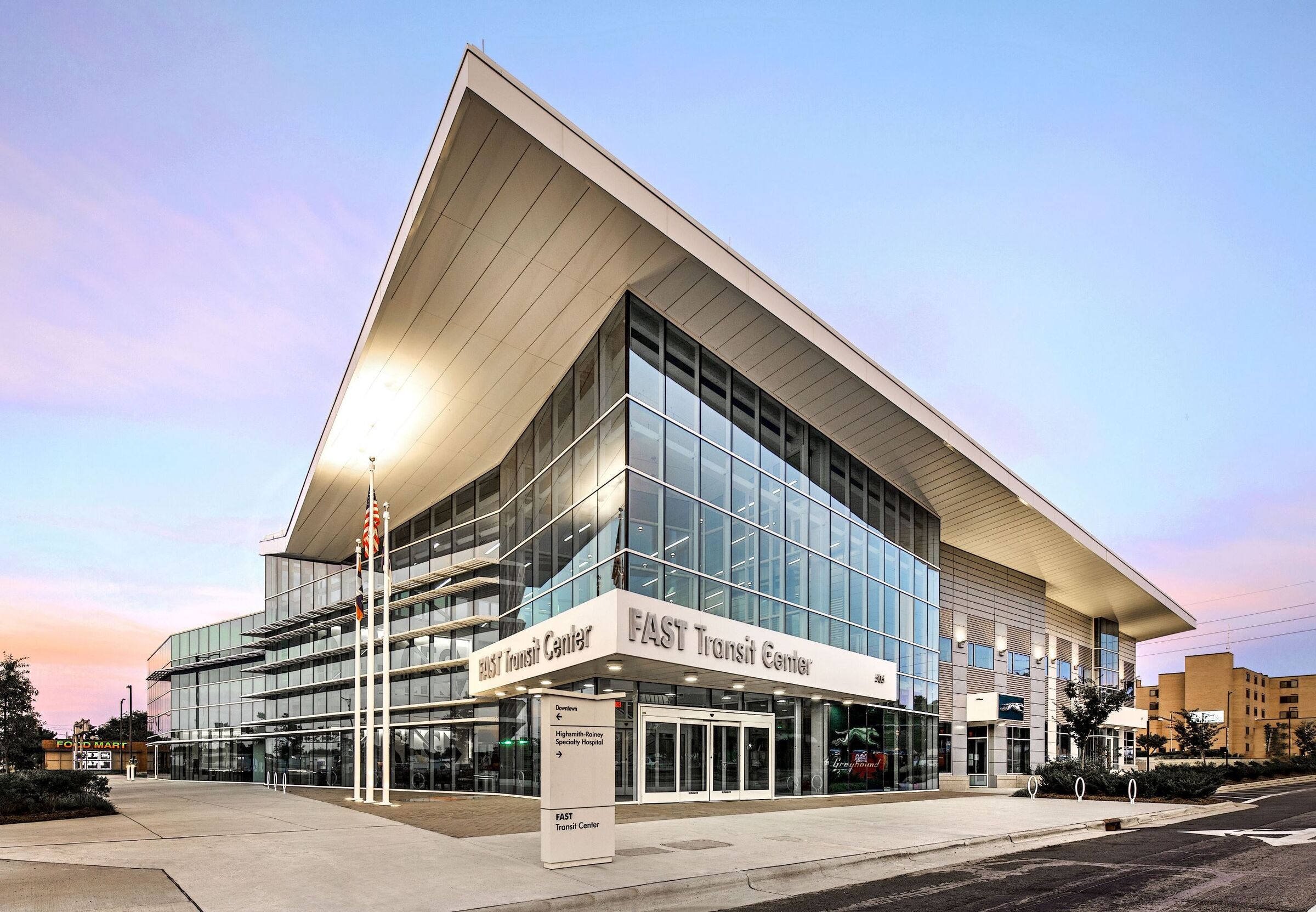 Fast Transit Center | Vitro Architectural Glass | Archello