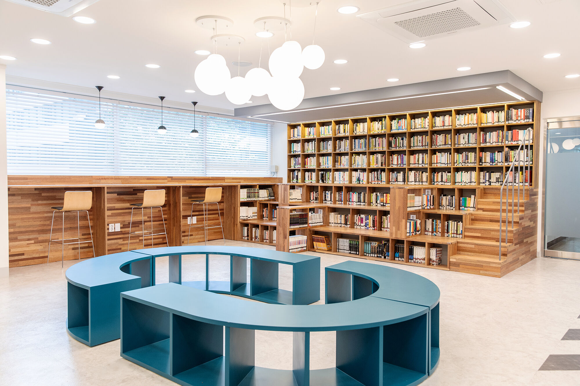 small library architecture