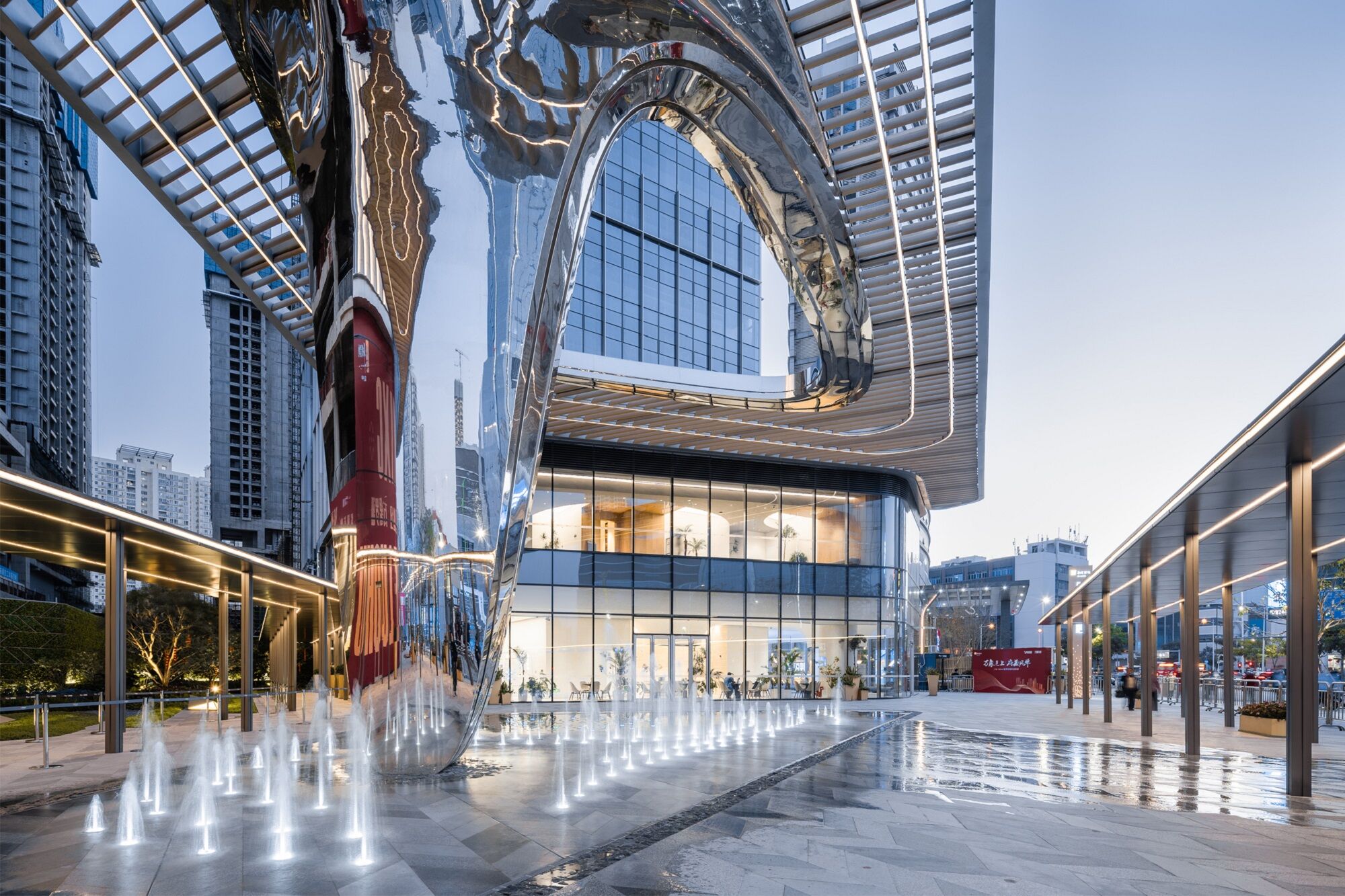 The Sculptural Canopy at Sungang MixC | 10 Design | Archello