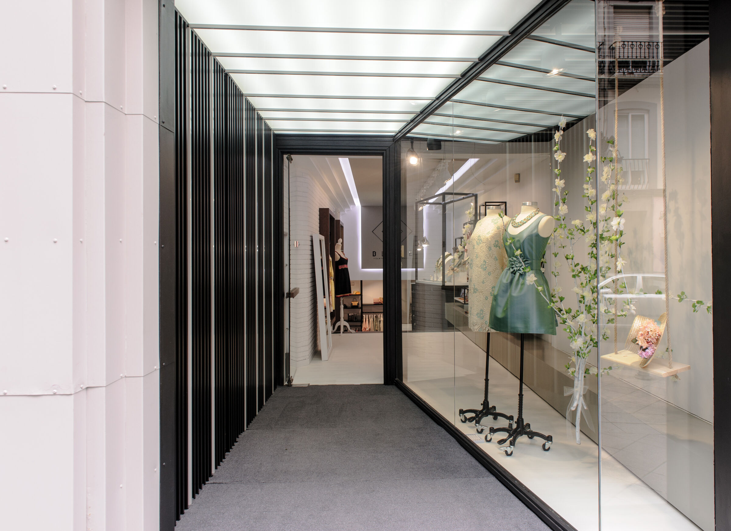Blumé Clothes and accesories | equipoeme estudio | Archello