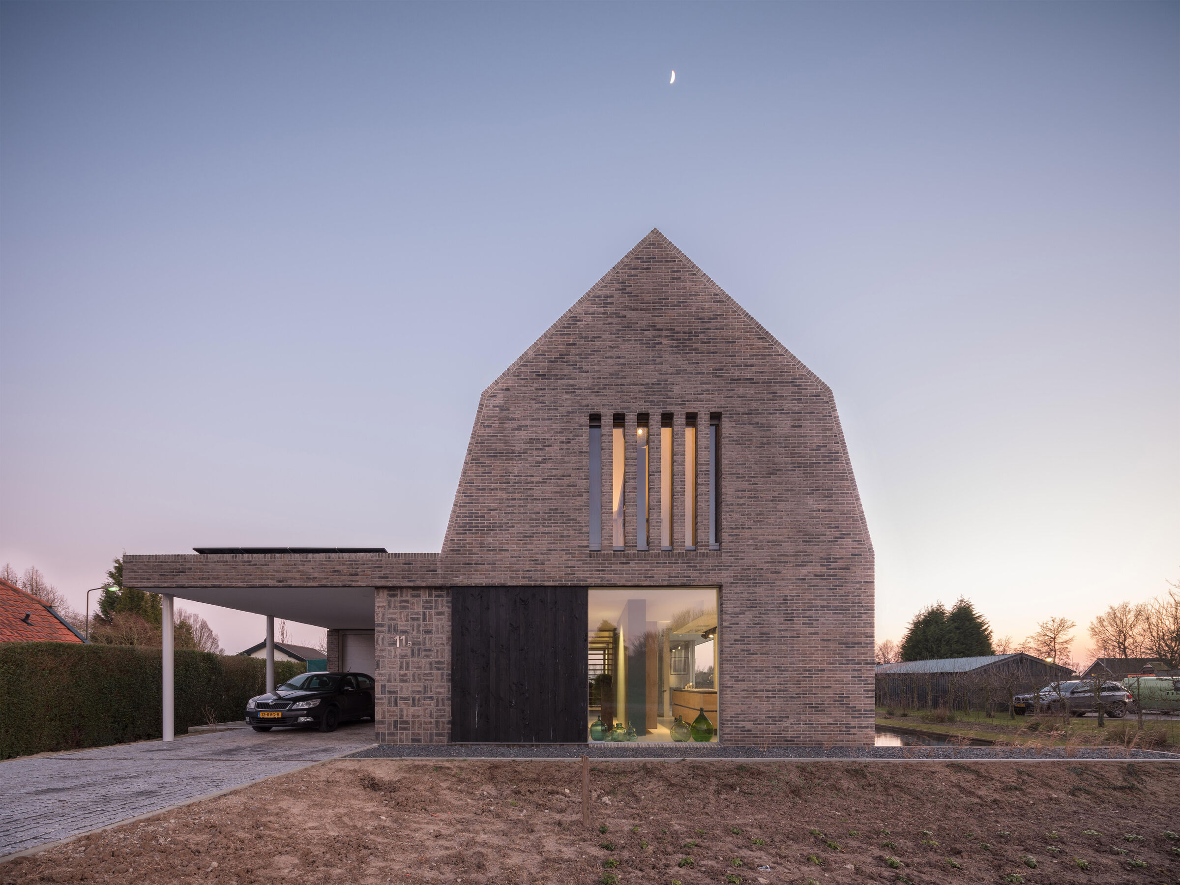An ode to brick | Personal Architecture BNA | Archello