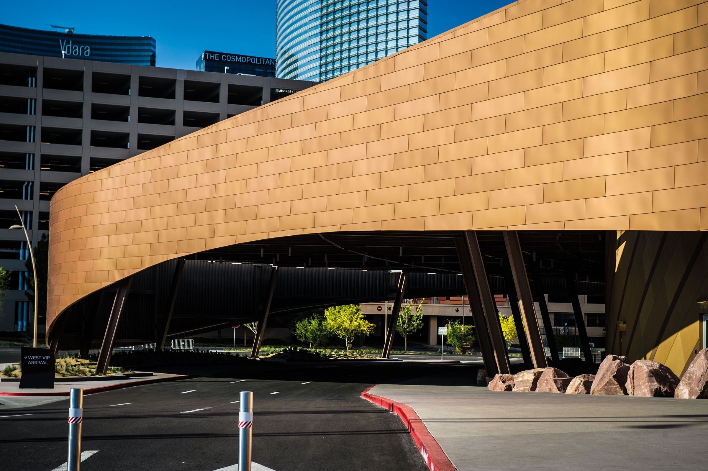 Gallery of T-Mobile Arena | Sherwin-Williams Coil Coatings | Media - 3