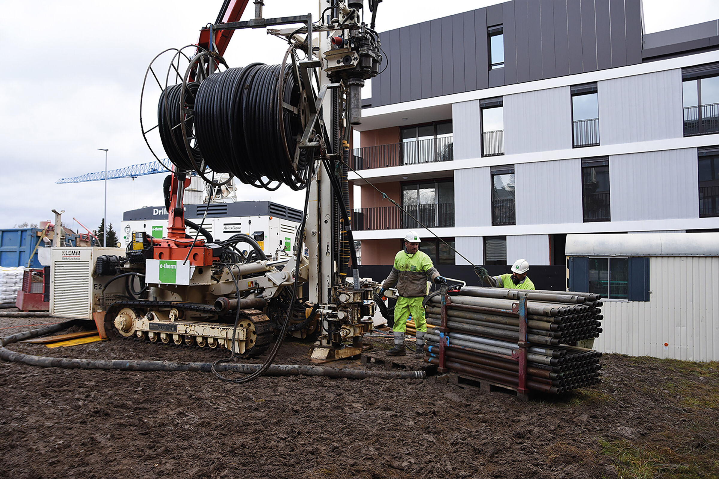 Geschäftshaus Basler & Hofmann | Jansen | Archello