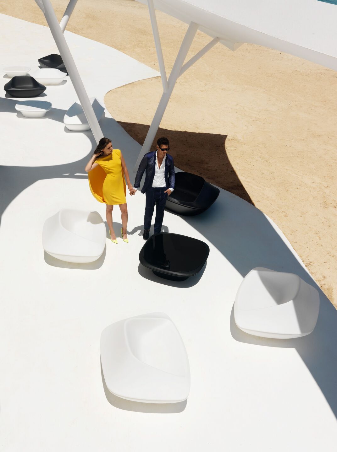 Ufo coffee table by Vondom | Archello