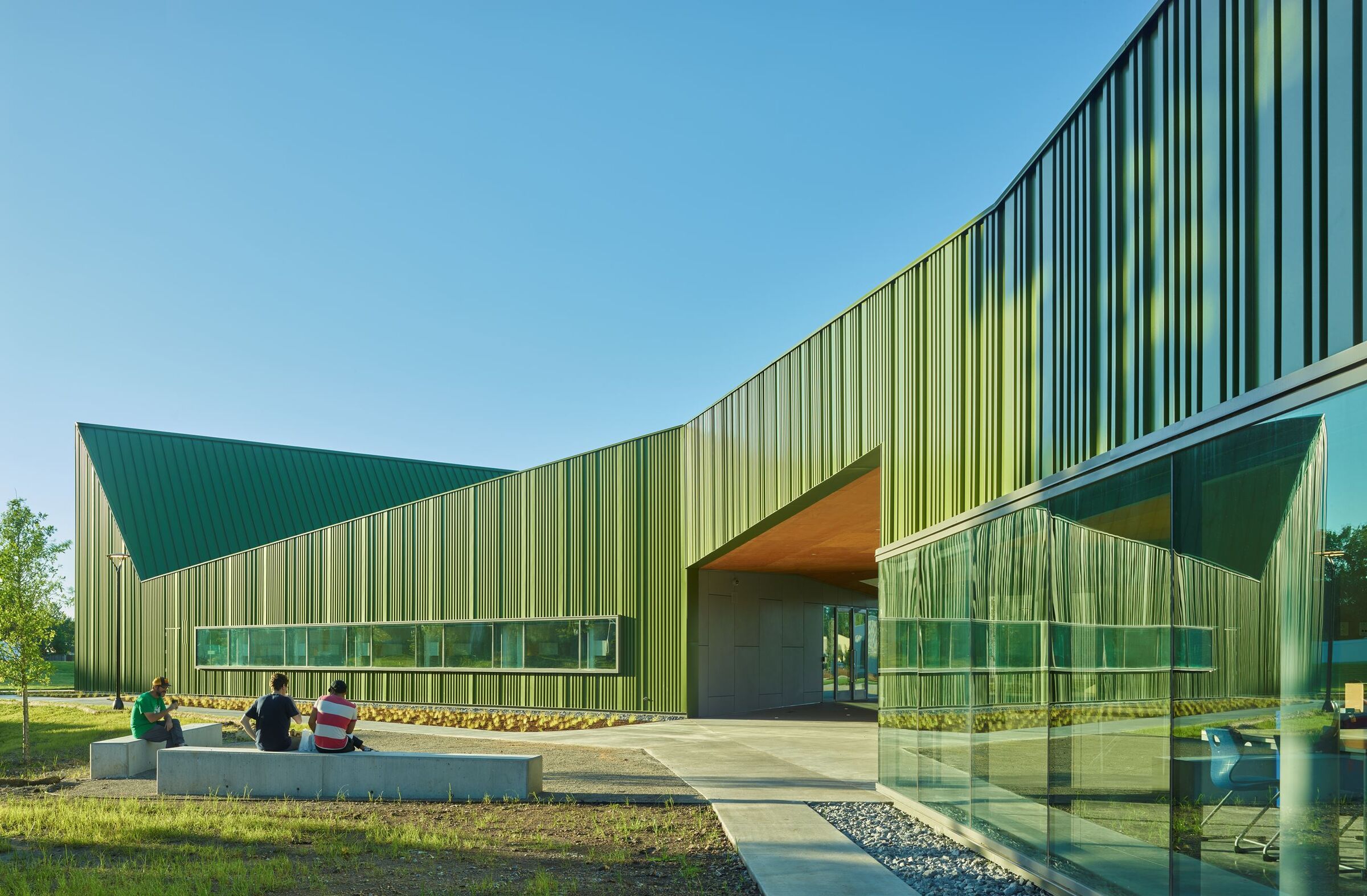Thaden School | Sherwin-Williams Coil Coatings | Archello