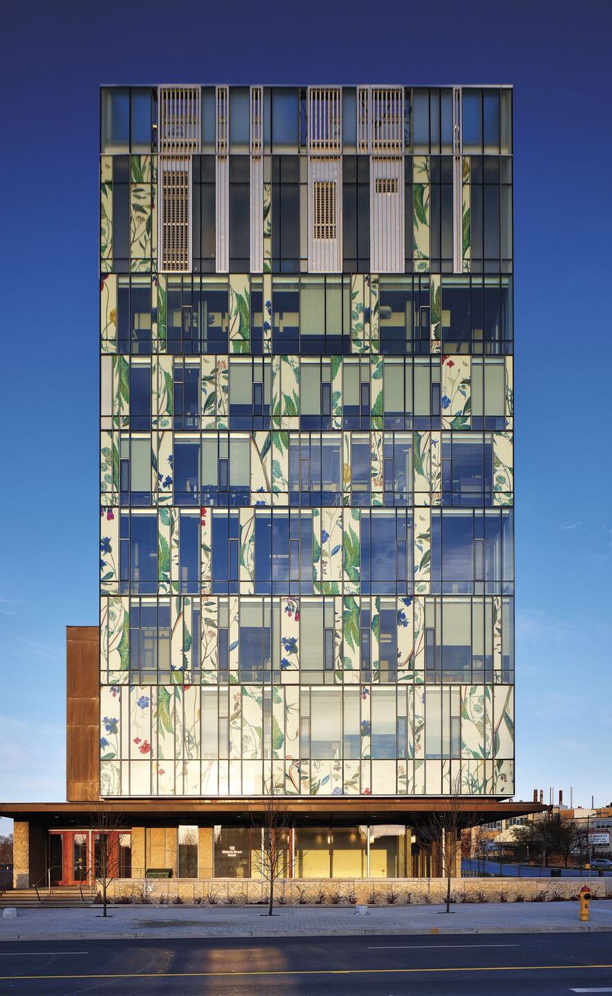 University of Waterloo Pharmacy Building | Entro | Archello
