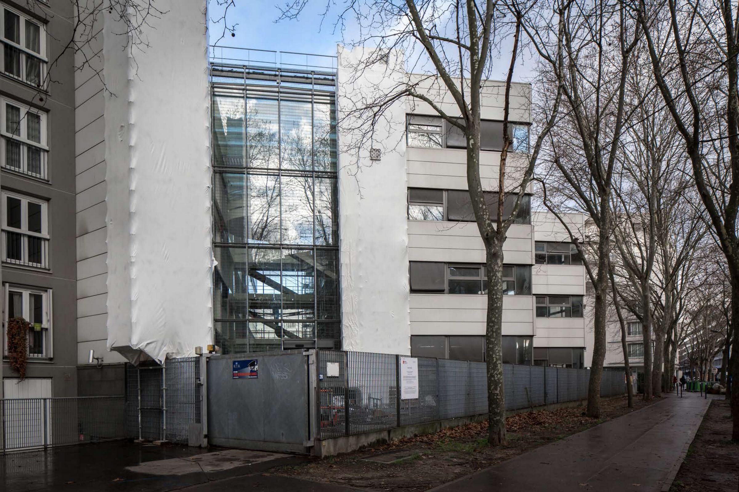 Gallery of Transformation of an office building into a 139 | NZI ...