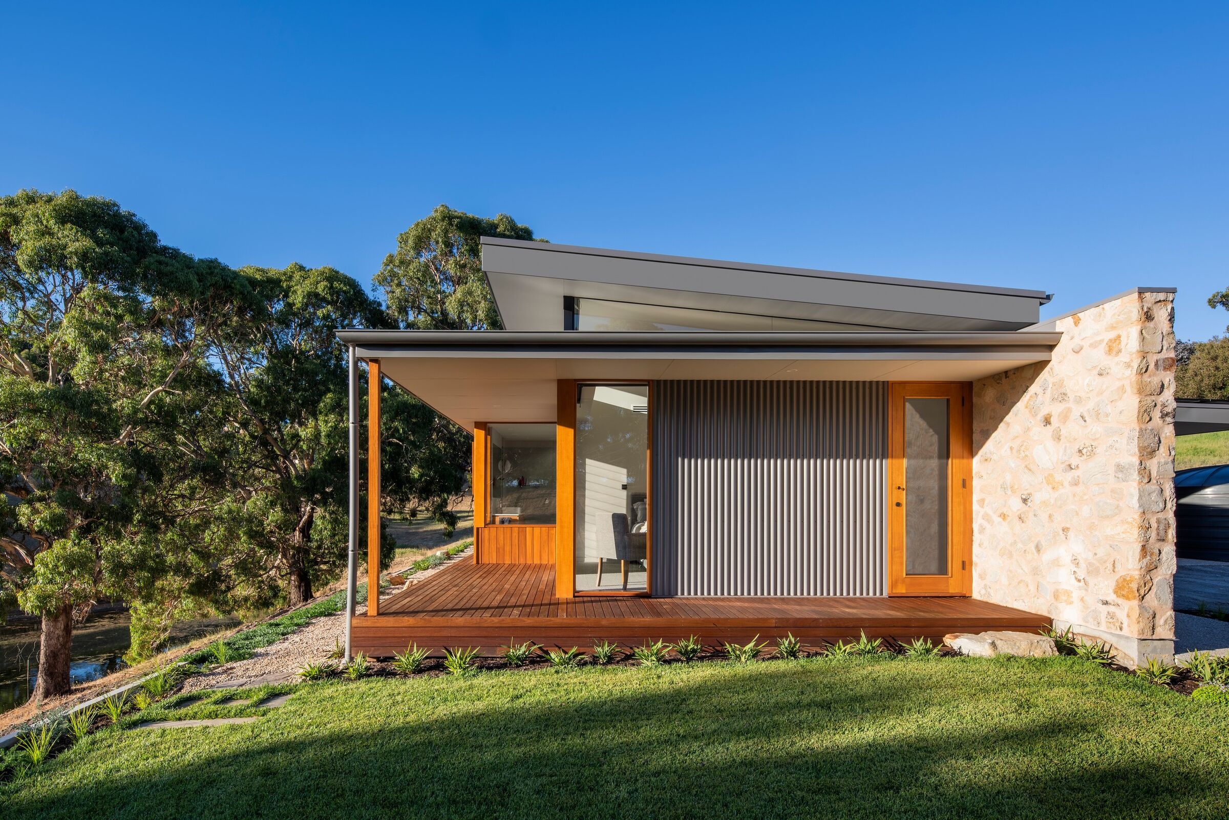 Balhannah House | Mountford Williamson Architecture | Archello