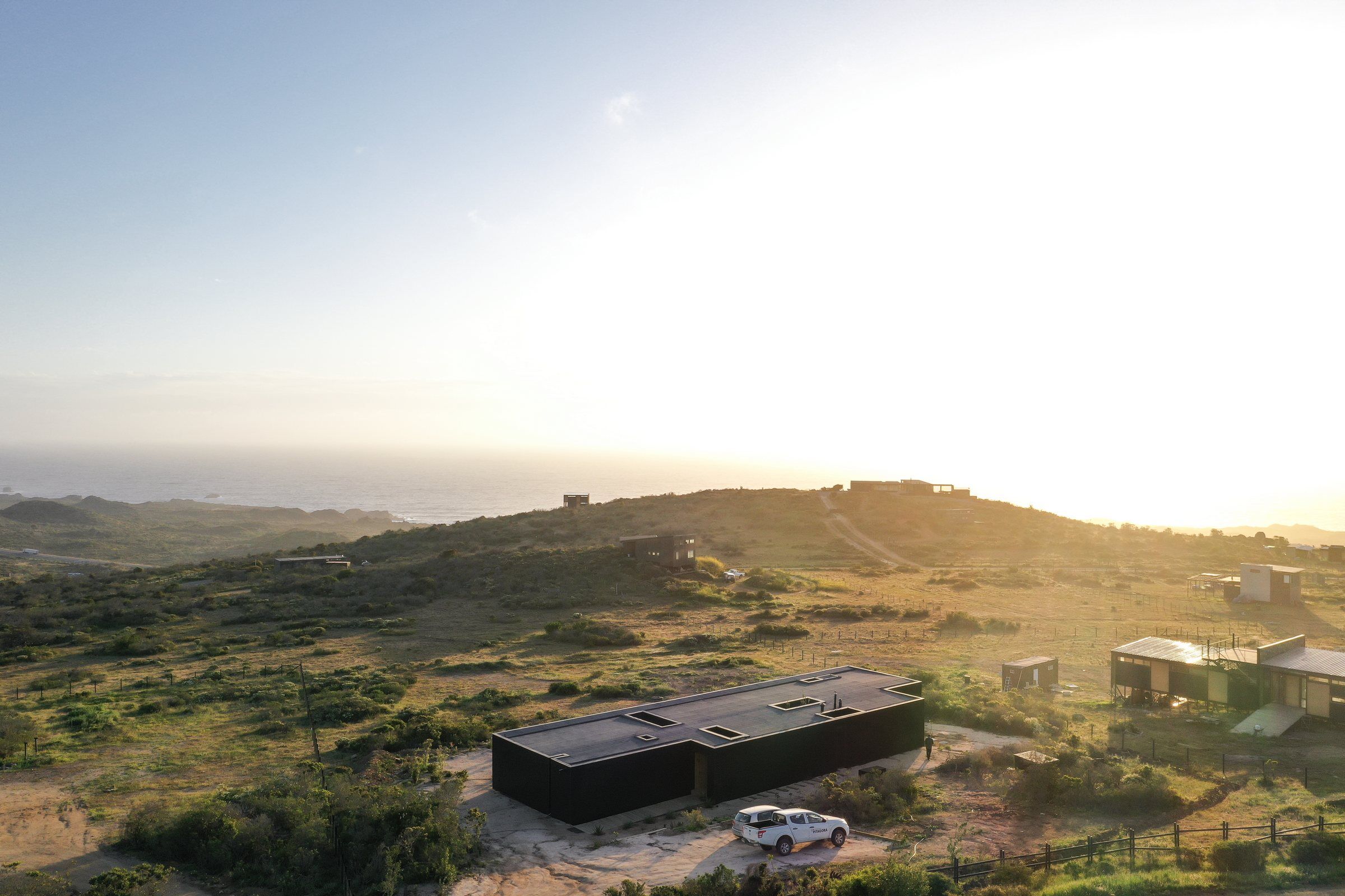 Gallery of WV house | Cristián Romero Valente Arquitecto | Media - 4