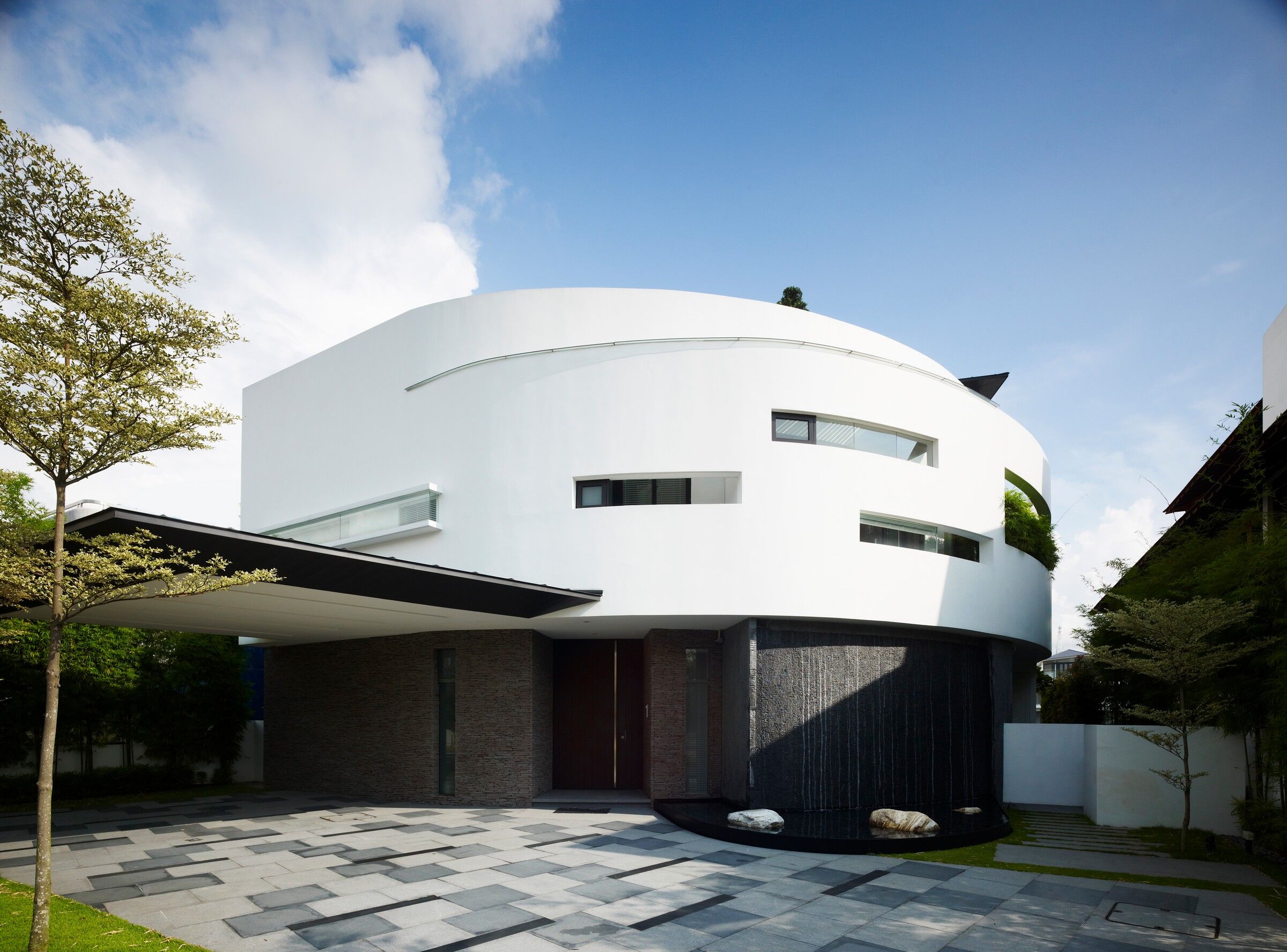 “Boomerang House” @ Cove Grove | Aamer Architects | Archello
