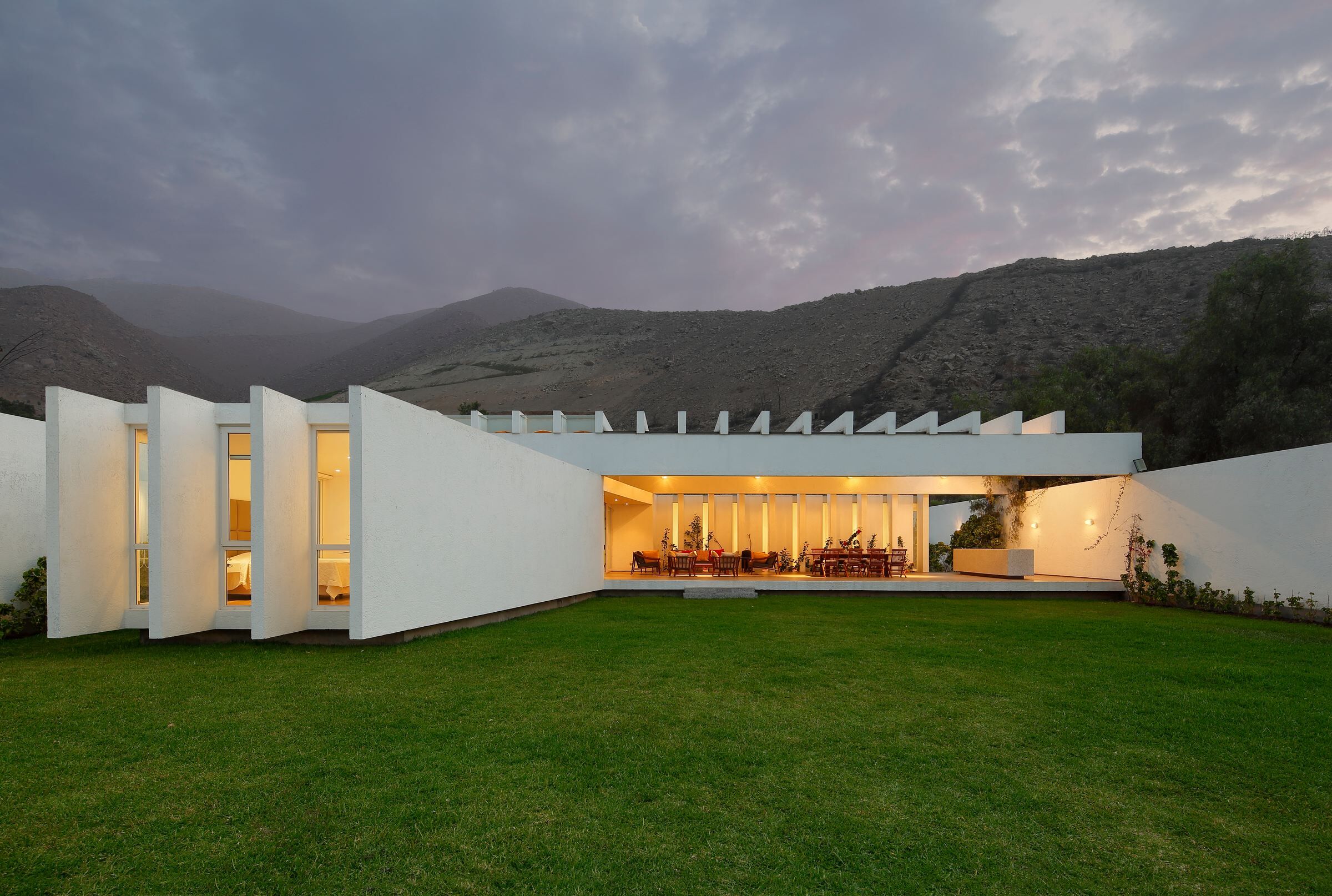 Los Condores House | RIOFRIO ARQUITECTOS | Archello