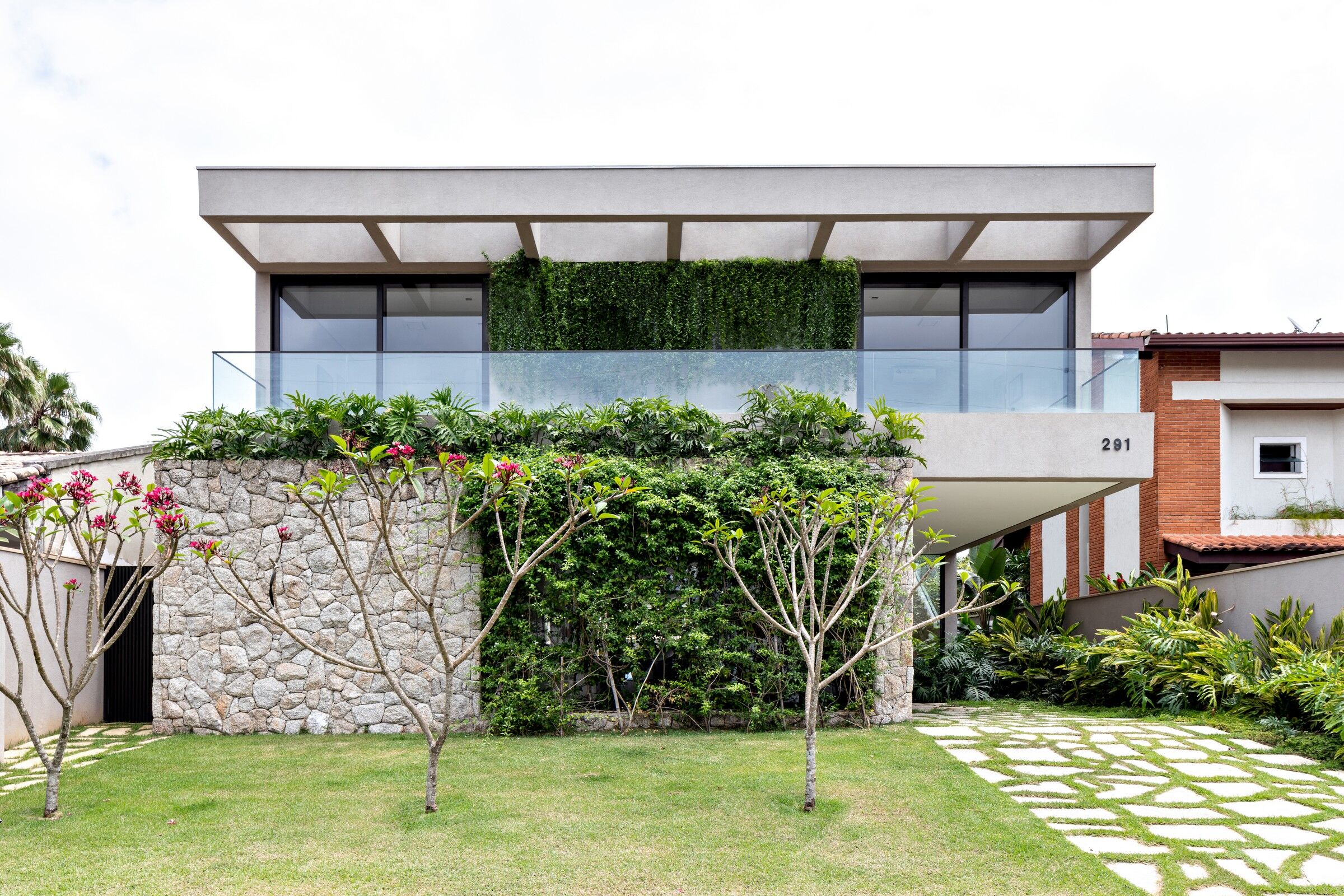 Gallery of 400m2-House | Zalc Arquitetura | Media - 2