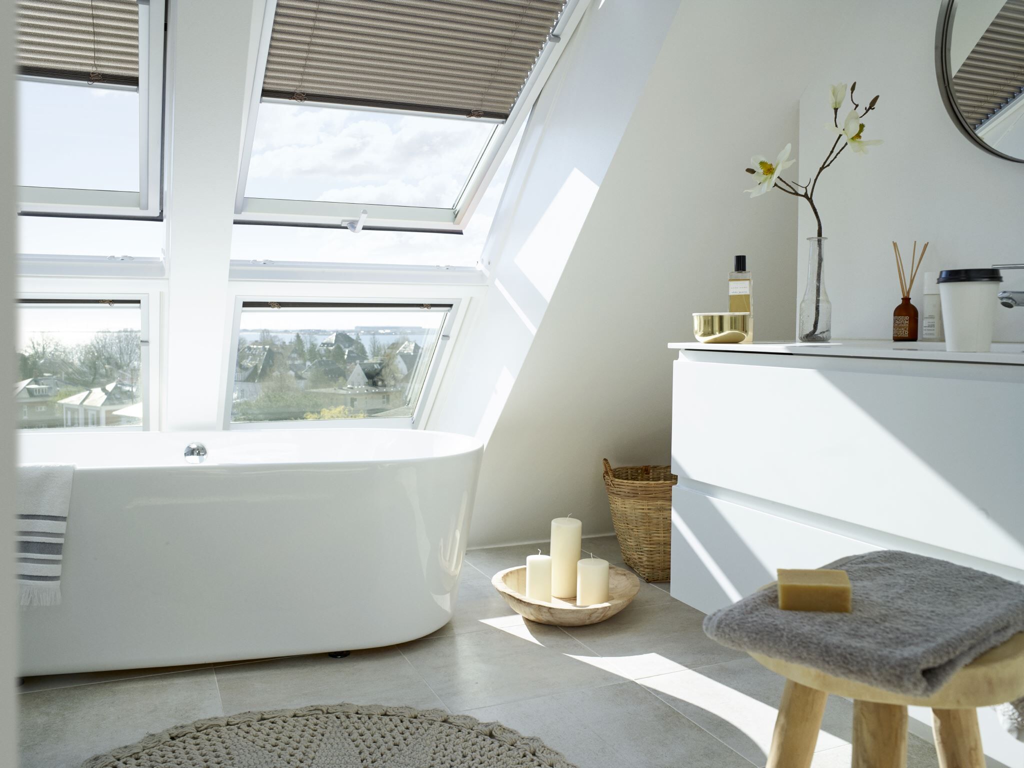 VELUX sloping extension window element GIU van Velux | Archello