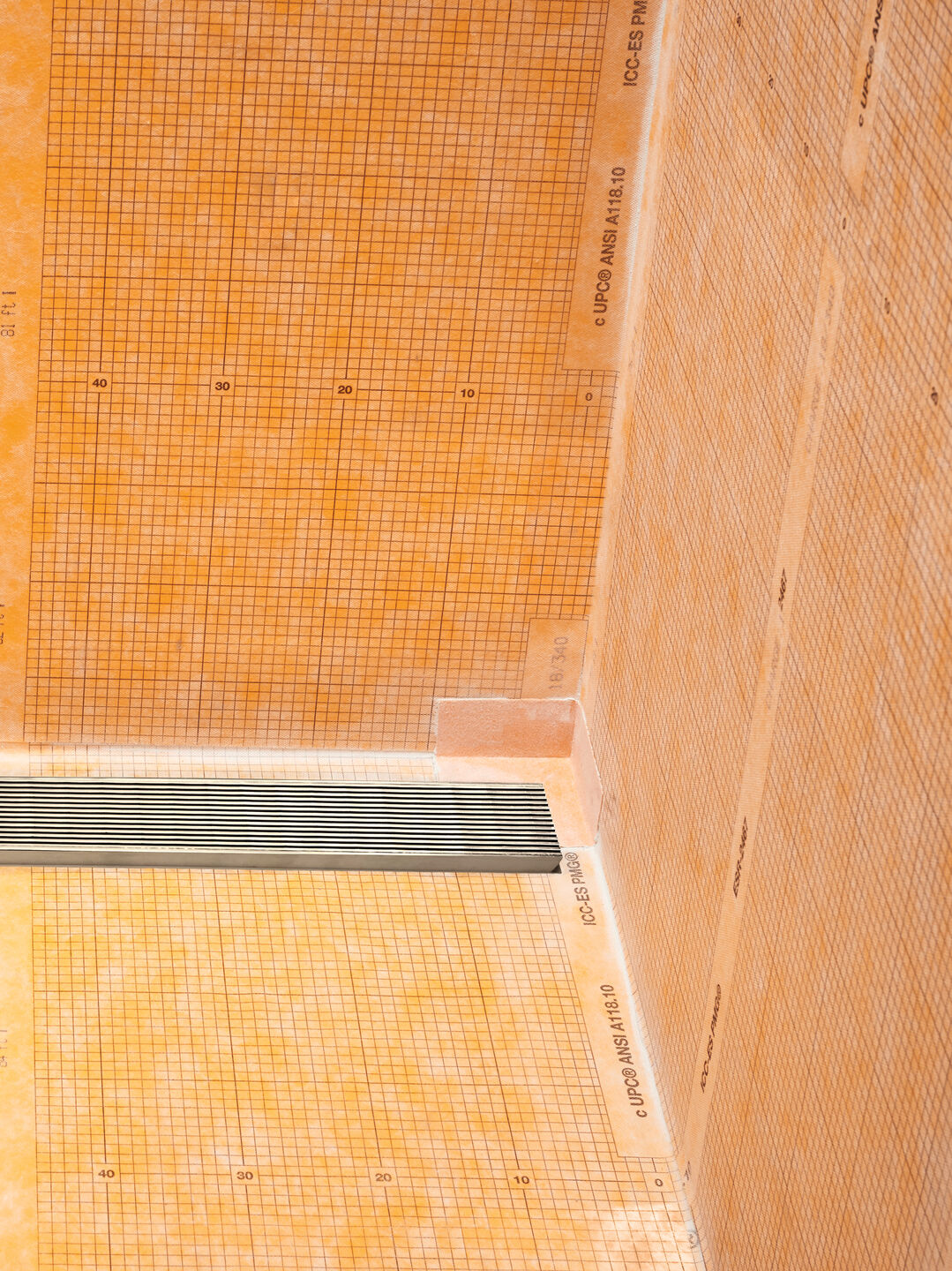 FCS Linear Drain van Infinity Drain | Archello