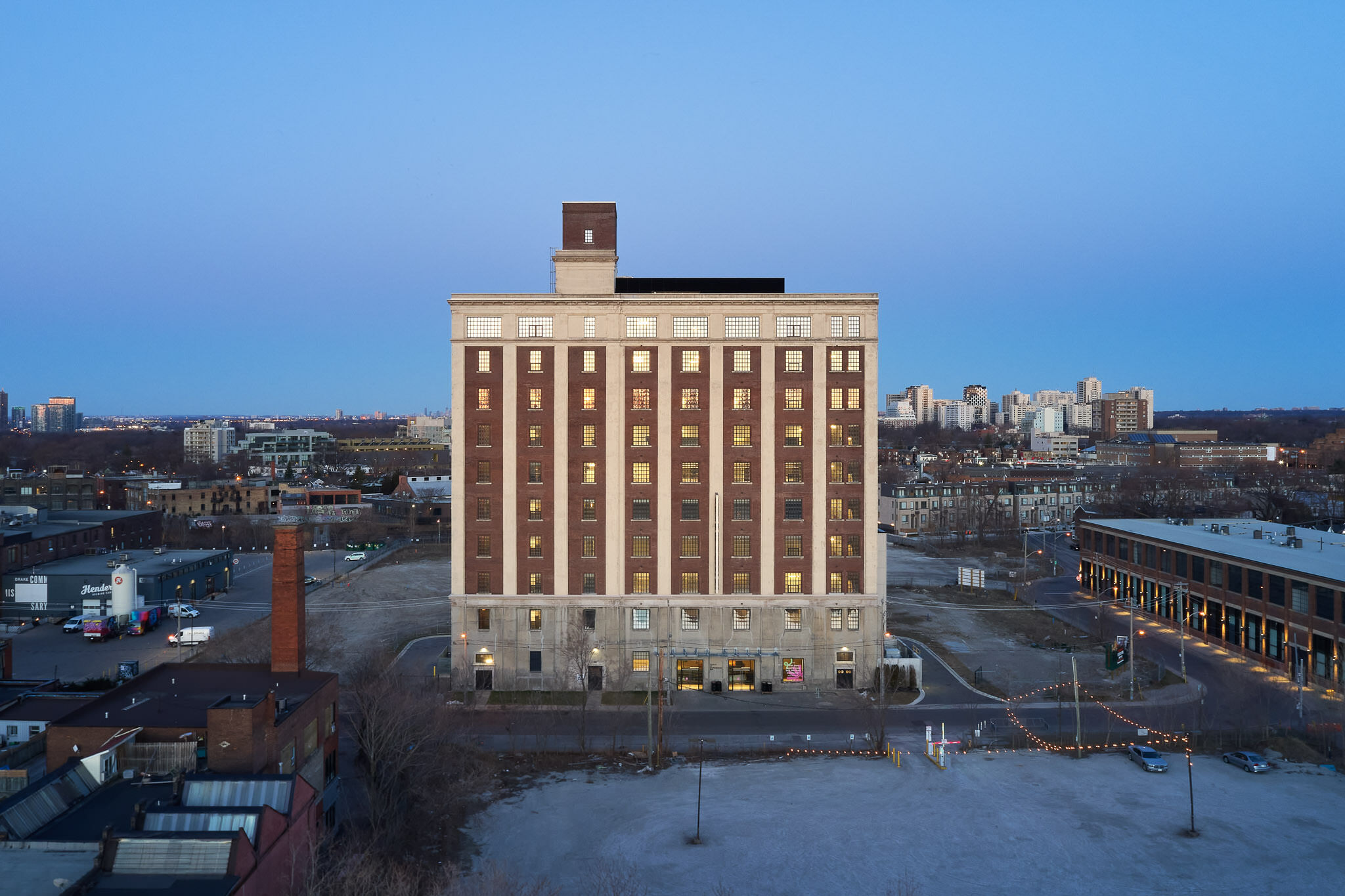 Automotive Building | Michael Muraz Photography | Archello