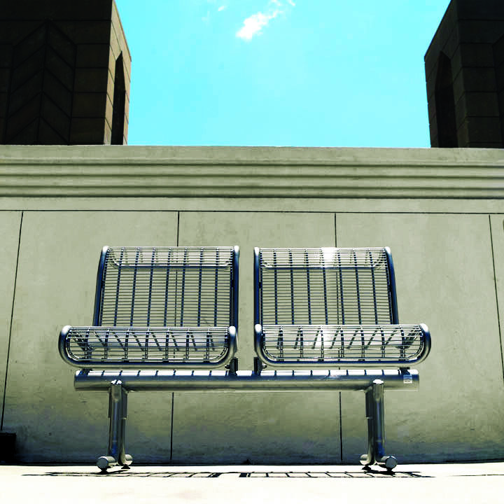 Plexus Bench per Landscape Forms | Archello