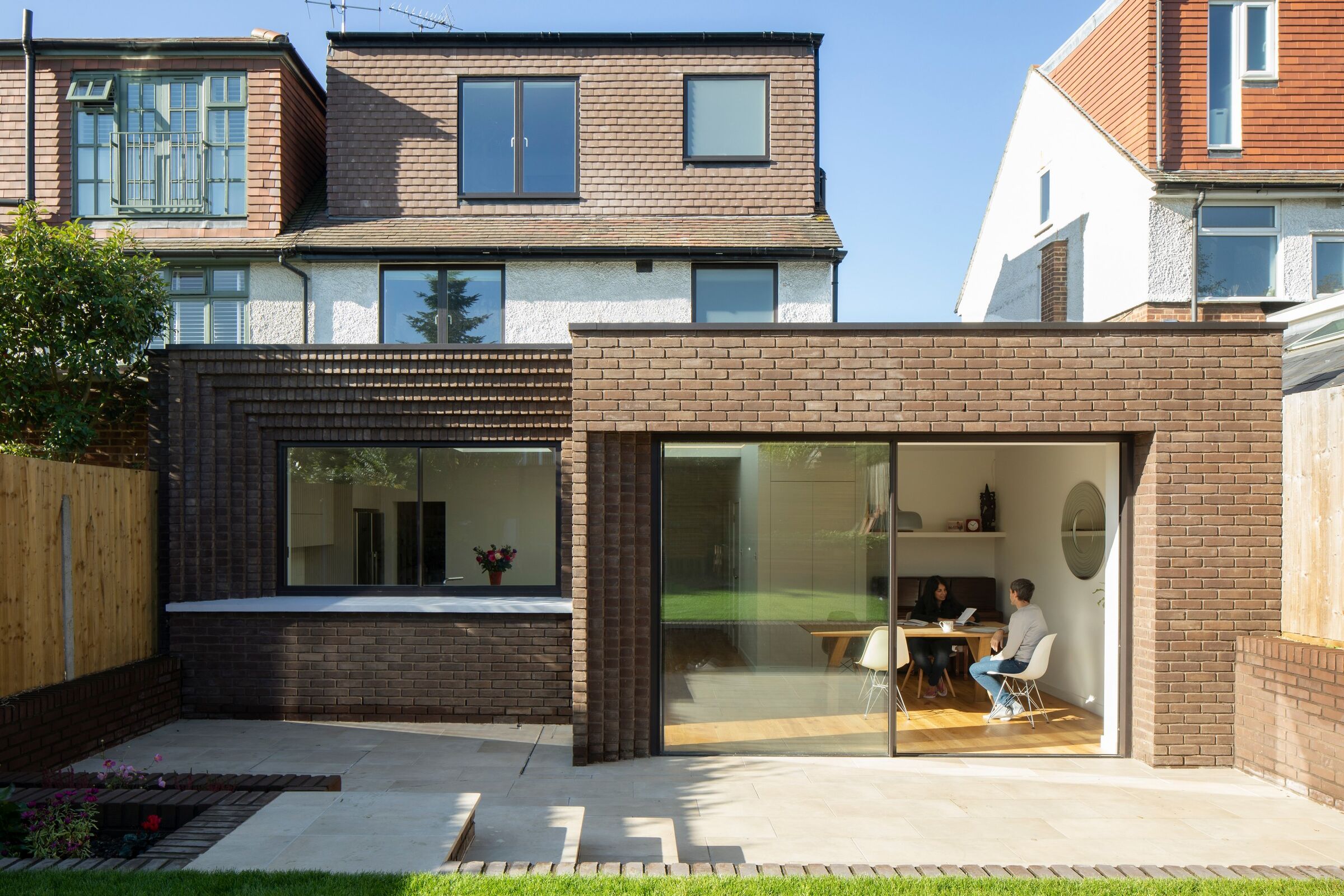The Corbelled Brick Extension | YARD Architects | Archello