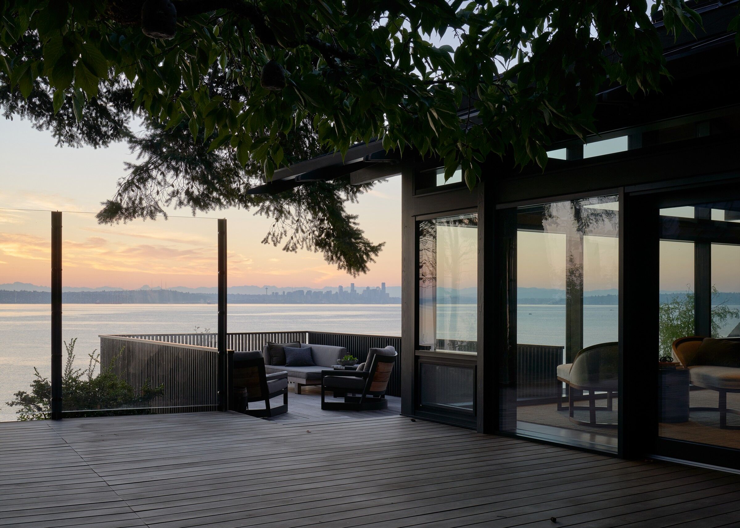 Gallery of Loom House | The Miller Hull Partnership | Media - 13