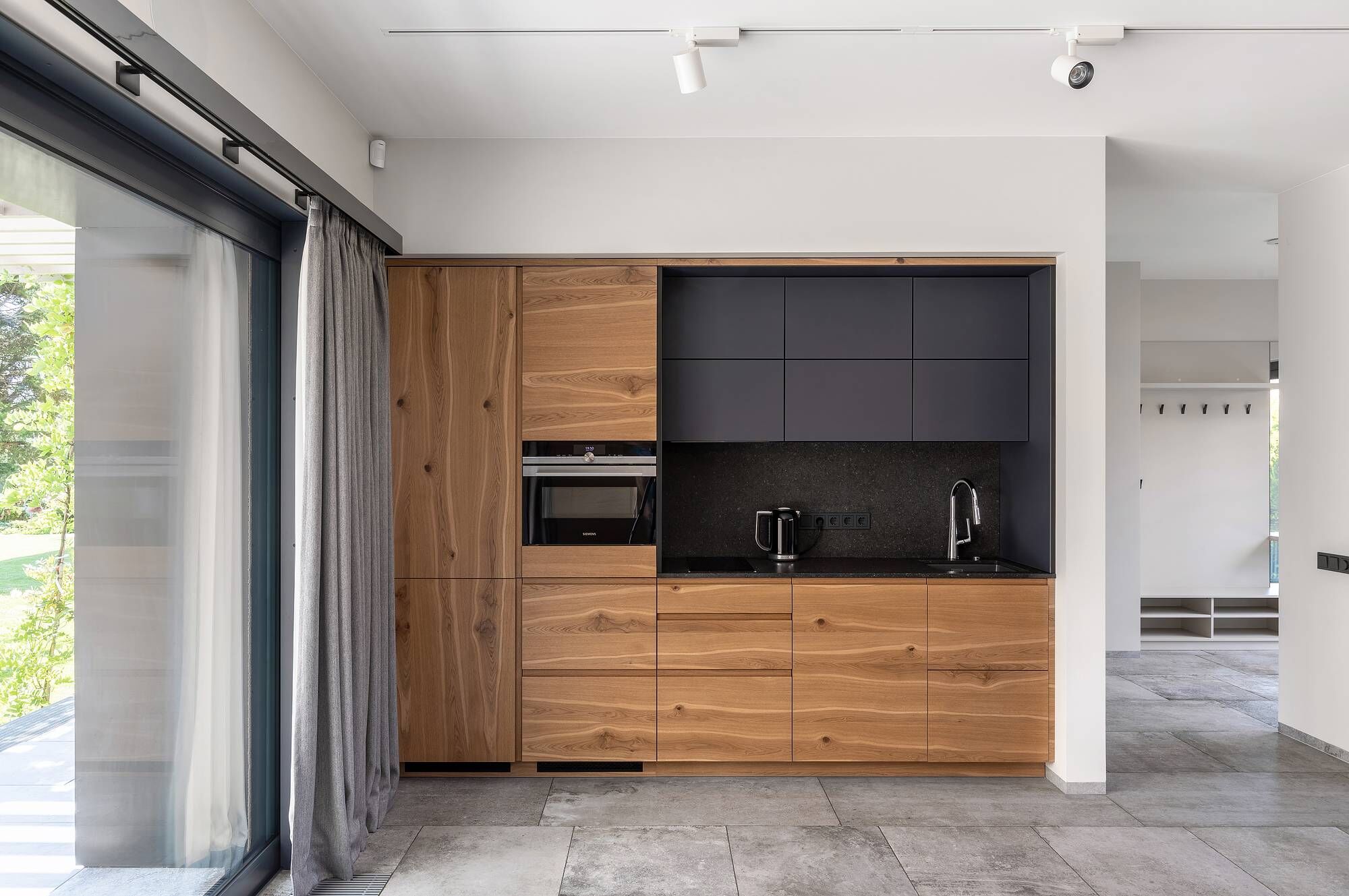 Gallery of Guesthouse | TSEH Architectural Group | Media - 18