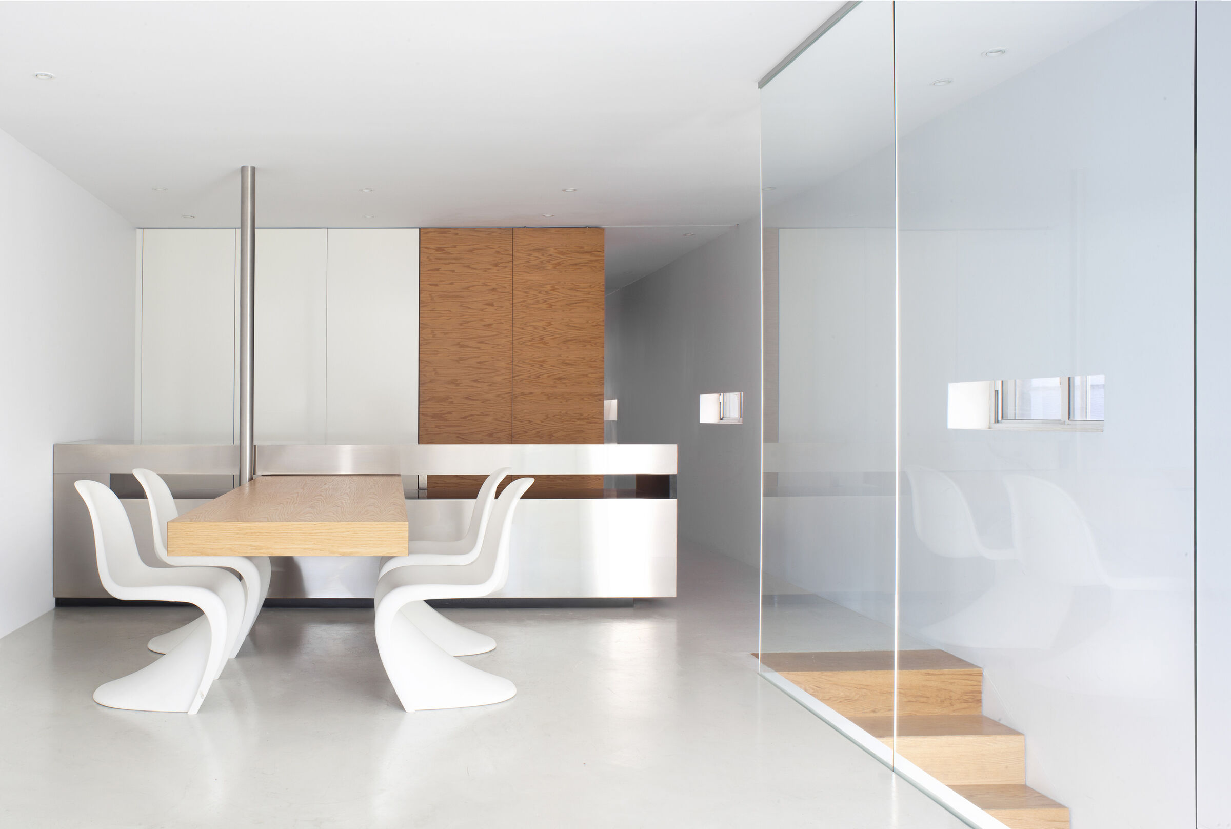 Slide/Pivot | Johnson Chou | Archello