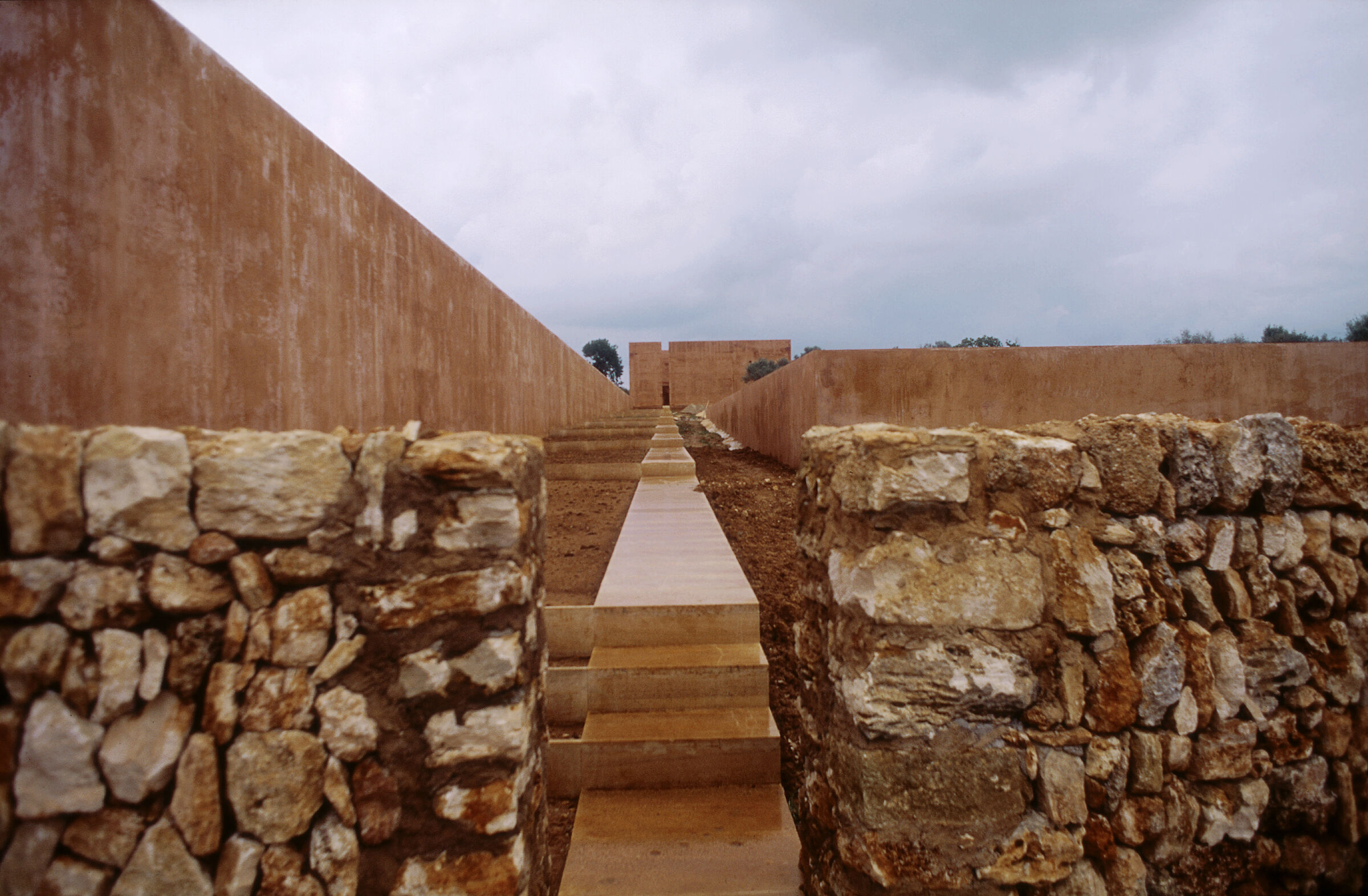 Gallery of NEUENDORF VILLA | Claudio Silvestrin architects | Media - 4